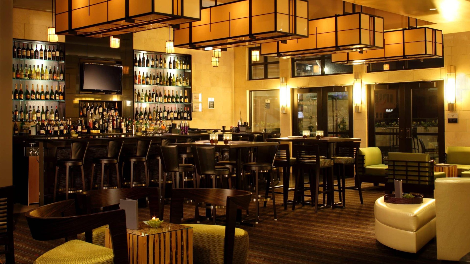 Lounge & Bar at Market Street Bar - Bar / Club in in The Woodlands, TX ...