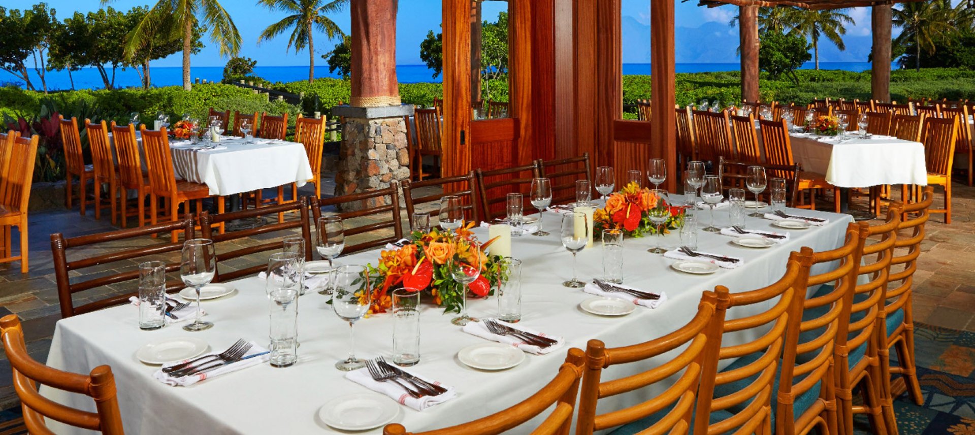 Duke's Beach House Maui - Seafood Restaurant in Lahaina, HI | The Vendry