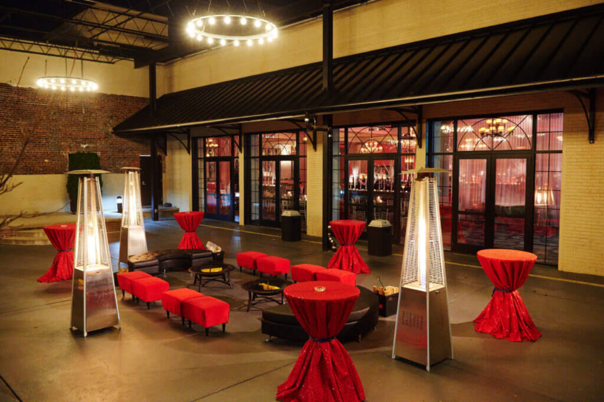 Private Courtyard at Vie by Cescaphe - Event Space in in Philadelphia ...