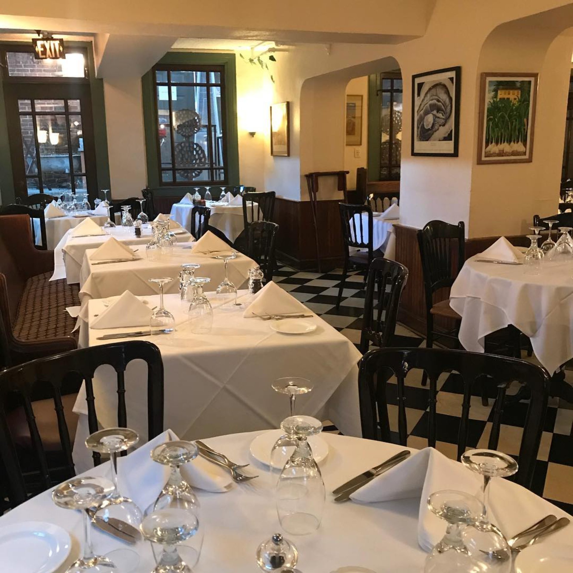 Tabard Inn Restaurant - American Restaurant in Washington, DC | The Vendry