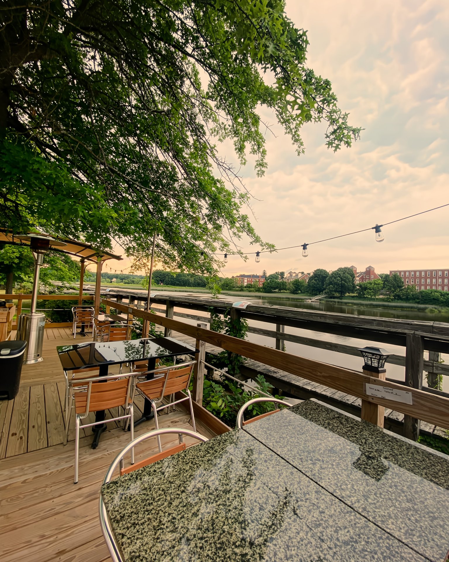Vino e Vivo - Wine Bar Restaurant in Exeter, NH | The Vendry