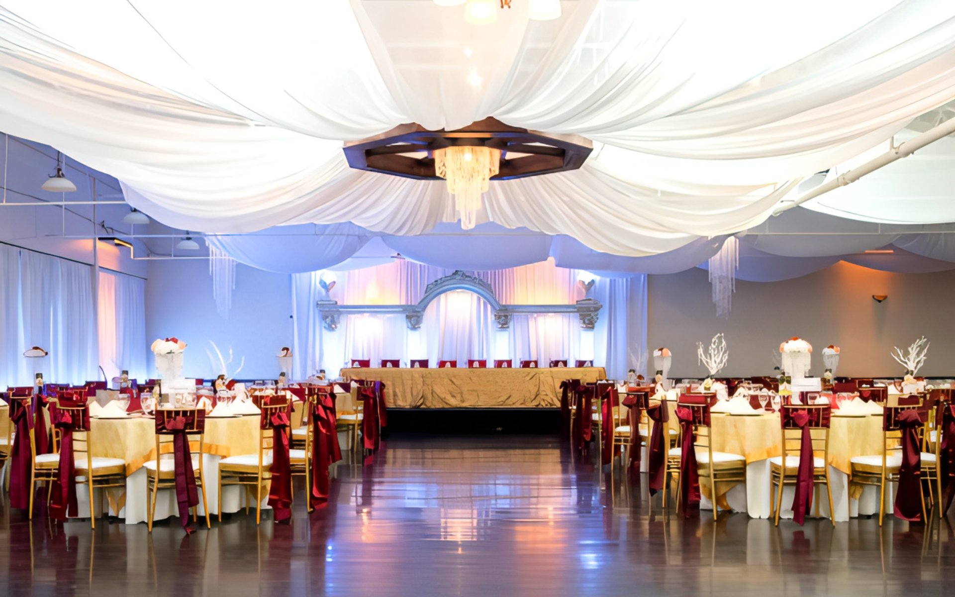 The Oasis Ballroom - Event Space in Irving, TX | The Vendry