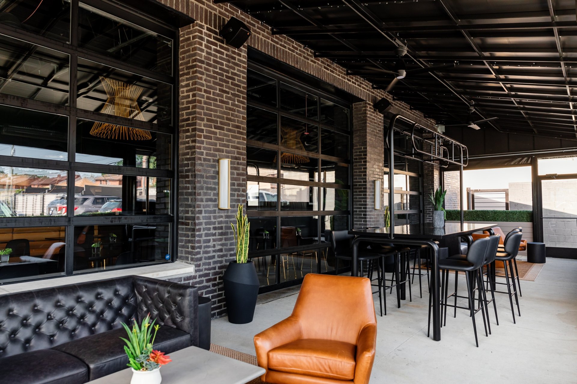 Outdoor Patio at Petty Cash - Restaurant in in Detroit, MI | The Vendry