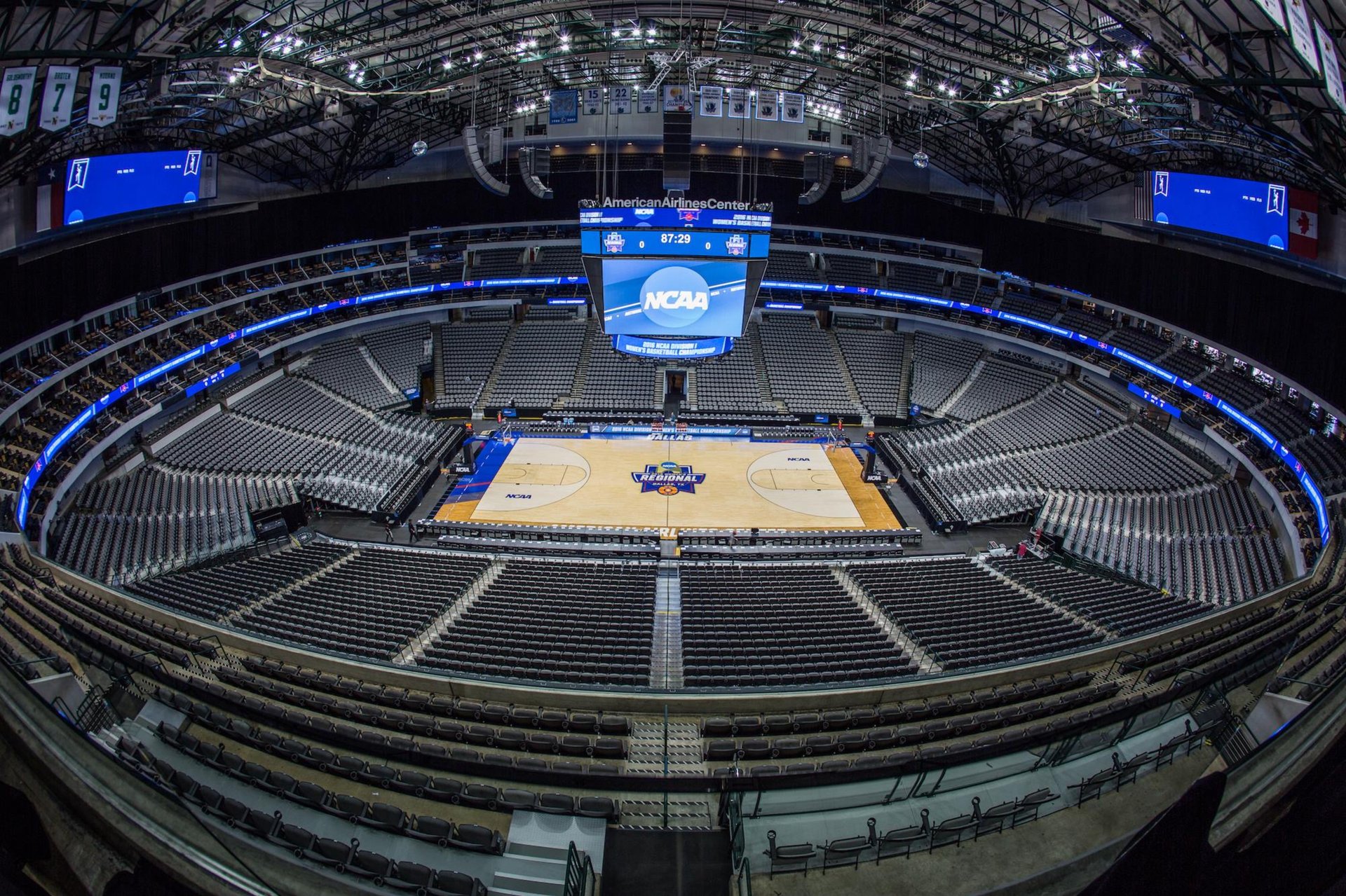PNC Plaza at American Airlines Center - Stadium in in Dallas, TX | The ...