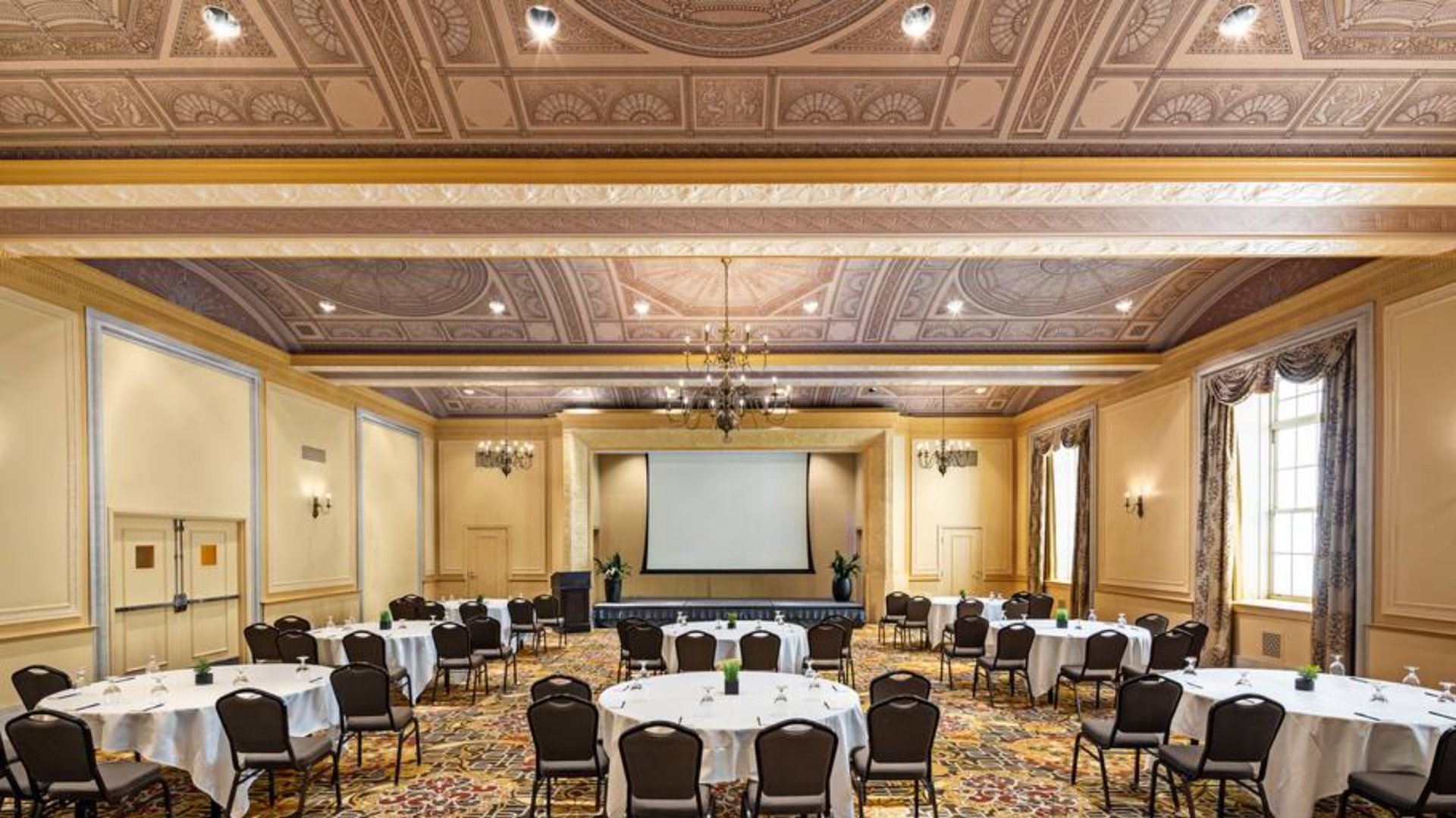 Crystal Ballroom at DoubleTree Suites by Hilton Hotel Detroit Downtown ...
