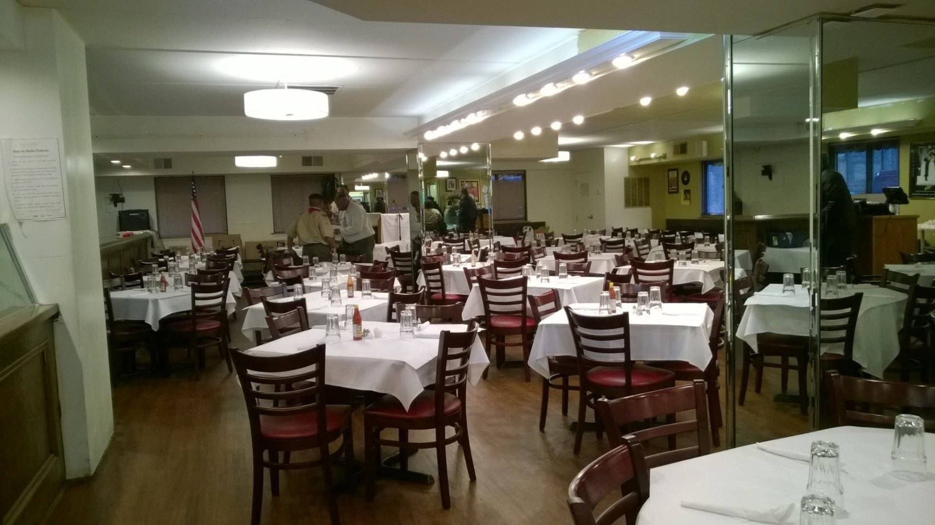 Pearl's Place Restaurant - Southern/Soul Restaurant in Chicago, IL ...