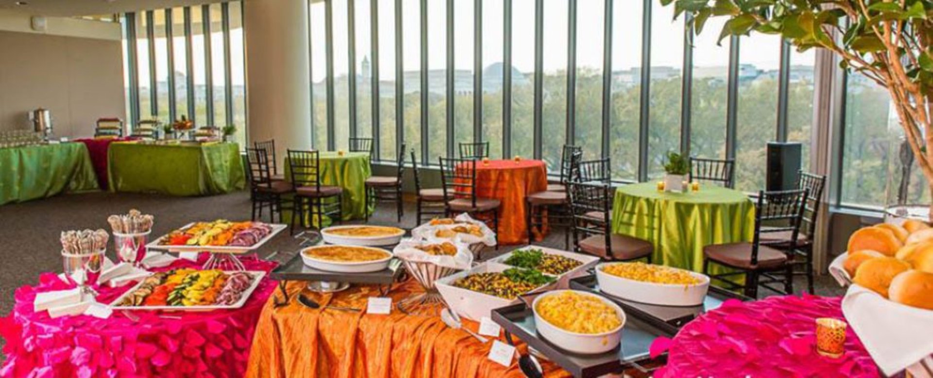 Patrons Lounge at National Museum of the American Indian - Washington ...