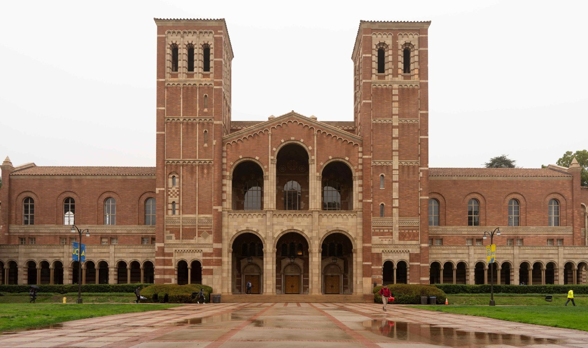 University of California, Los Angeles - Public Space in Los Angeles, CA ...