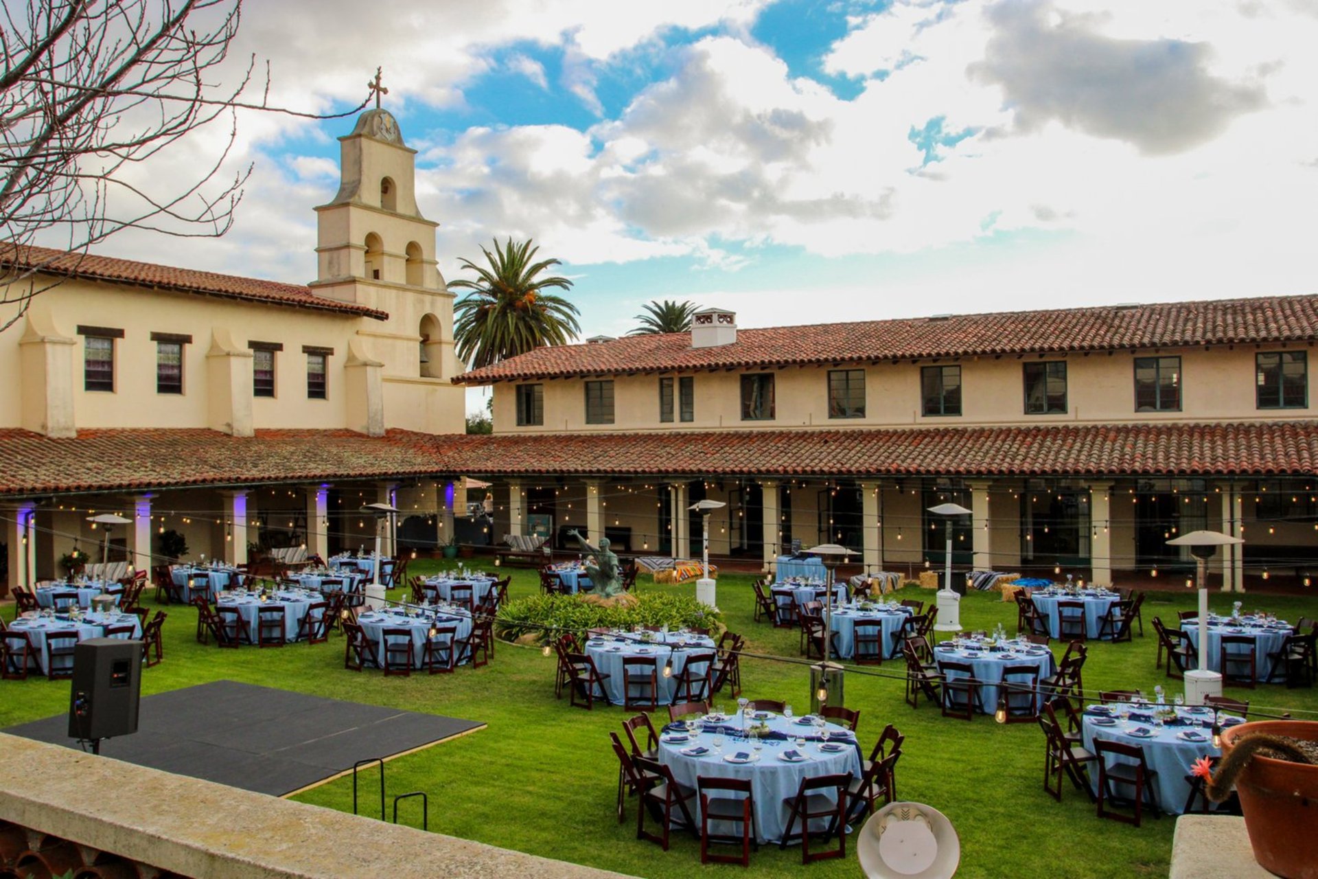 Old Mission Santa Barbara 1786 - Historic Building in Santa Barbara, CA ...