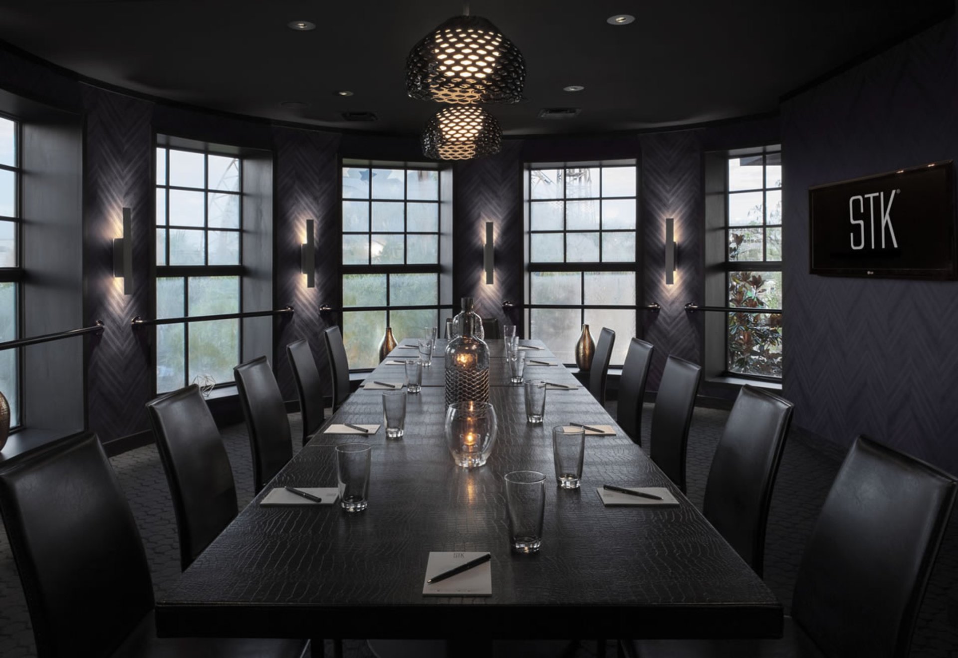 Tempest Storm at STK Steakhouse - Orlando - Restaurant in in Orlando ...