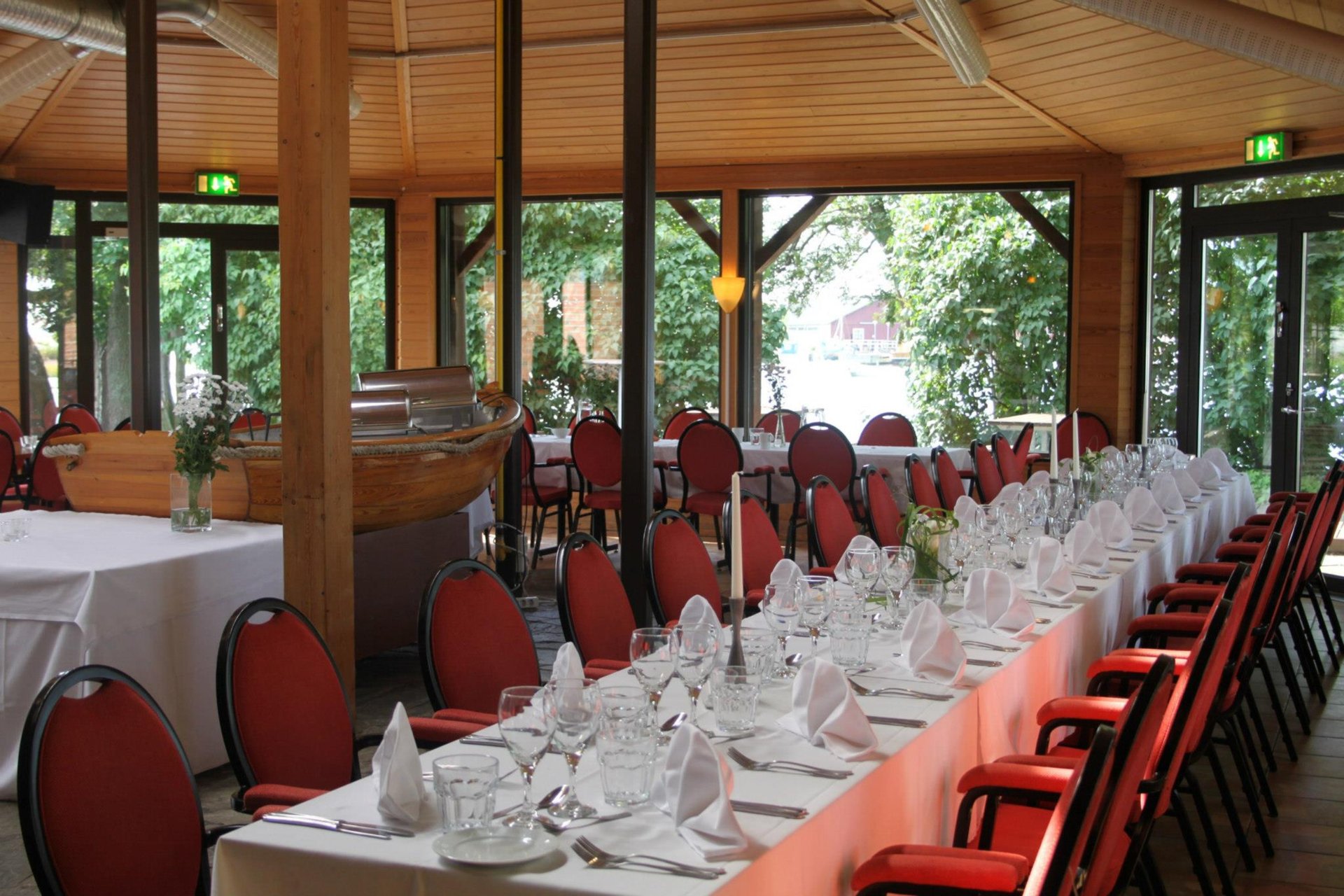 Ravintola Uunisaari - Cafe Restaurant in Vantaa, Finland | The Vendry