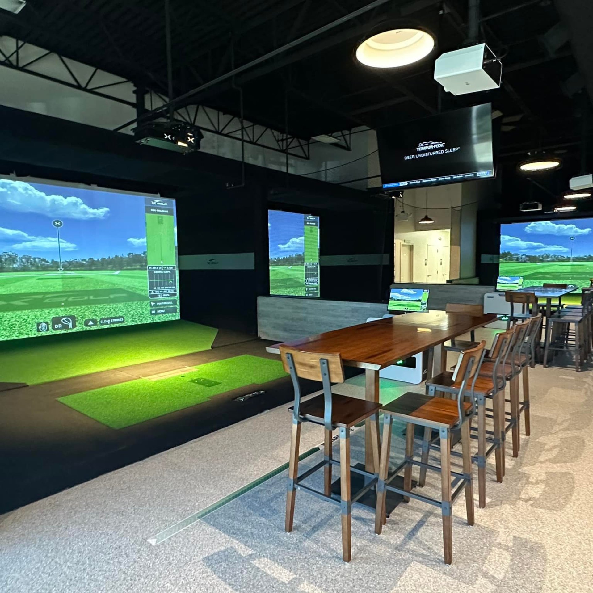 X-Golf Bel Air - Bar / Club in Bel Air, MD | The Vendry