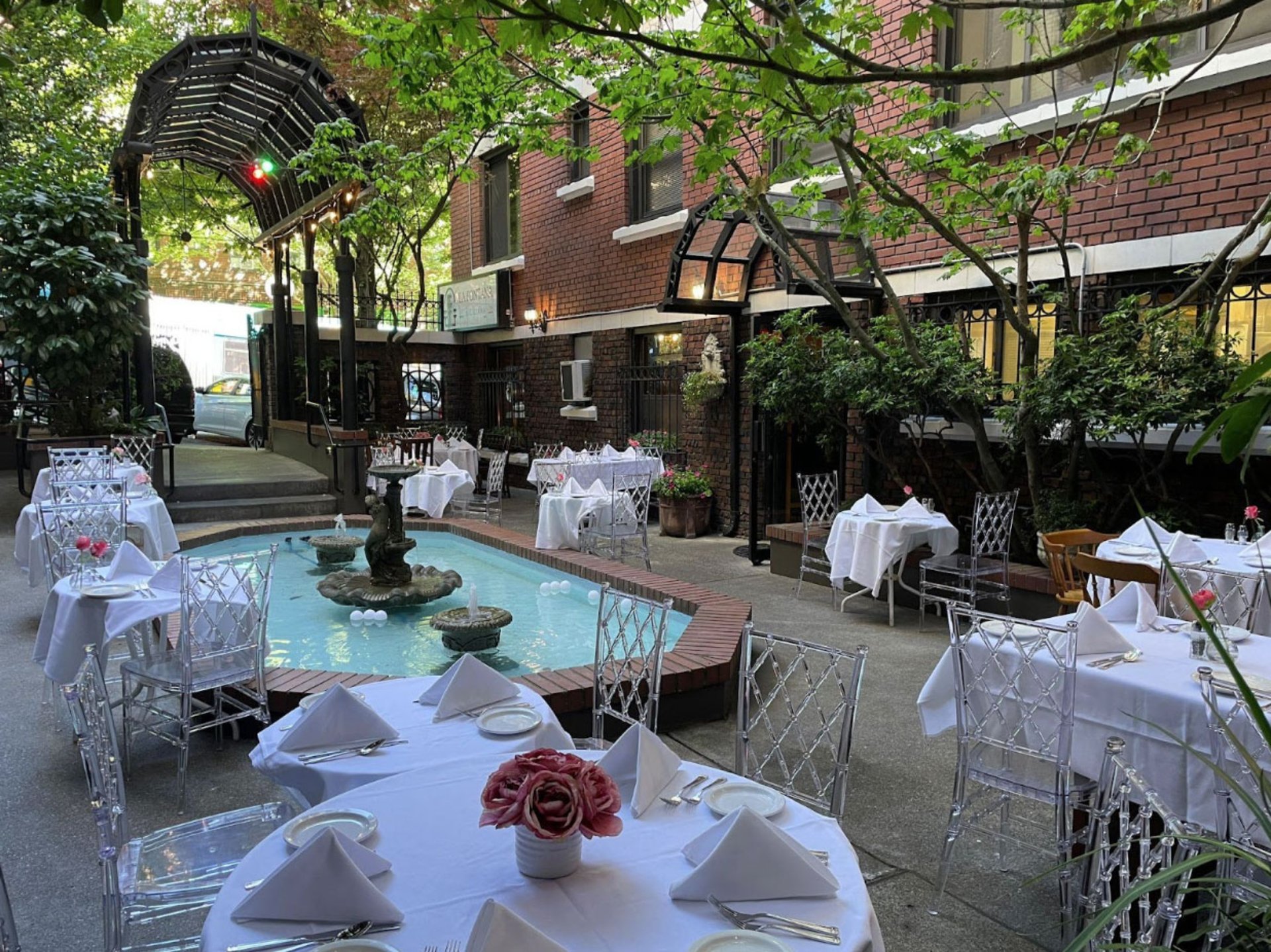 La Fontana Siciliana - Italian Restaurant in Seattle, WA | The Vendry