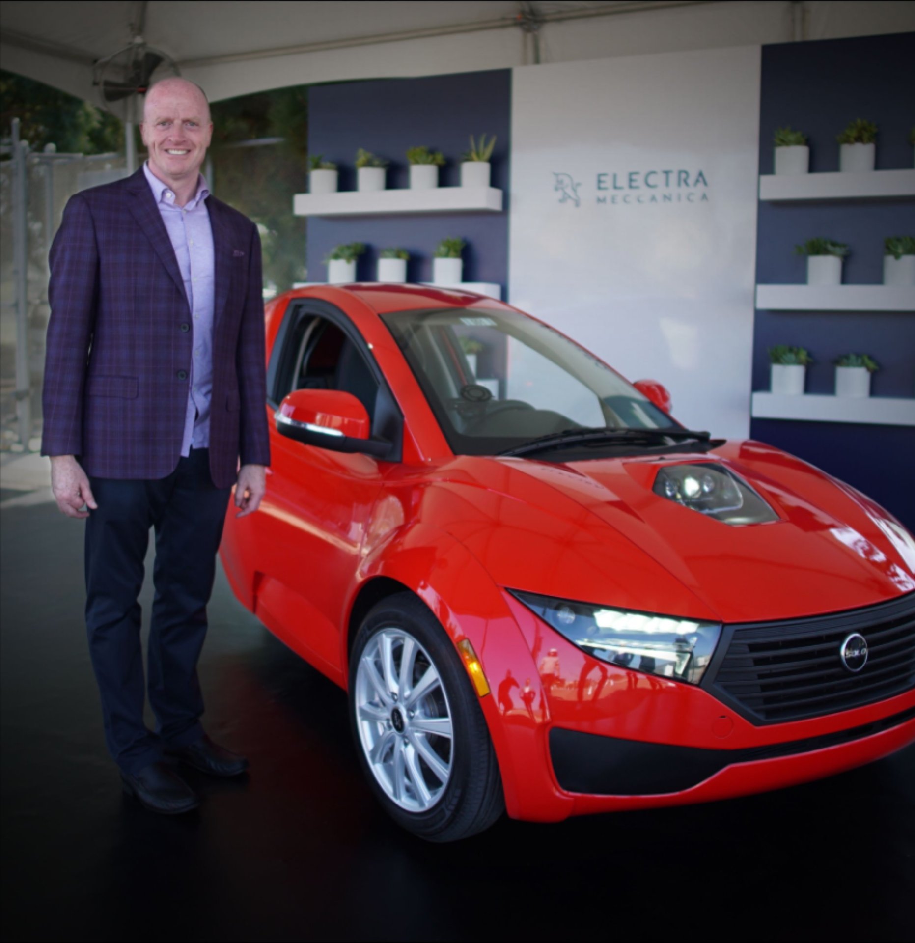 Solo Car Ride-and-Drive - Product Launch in Los Angeles, CA | The Vendry