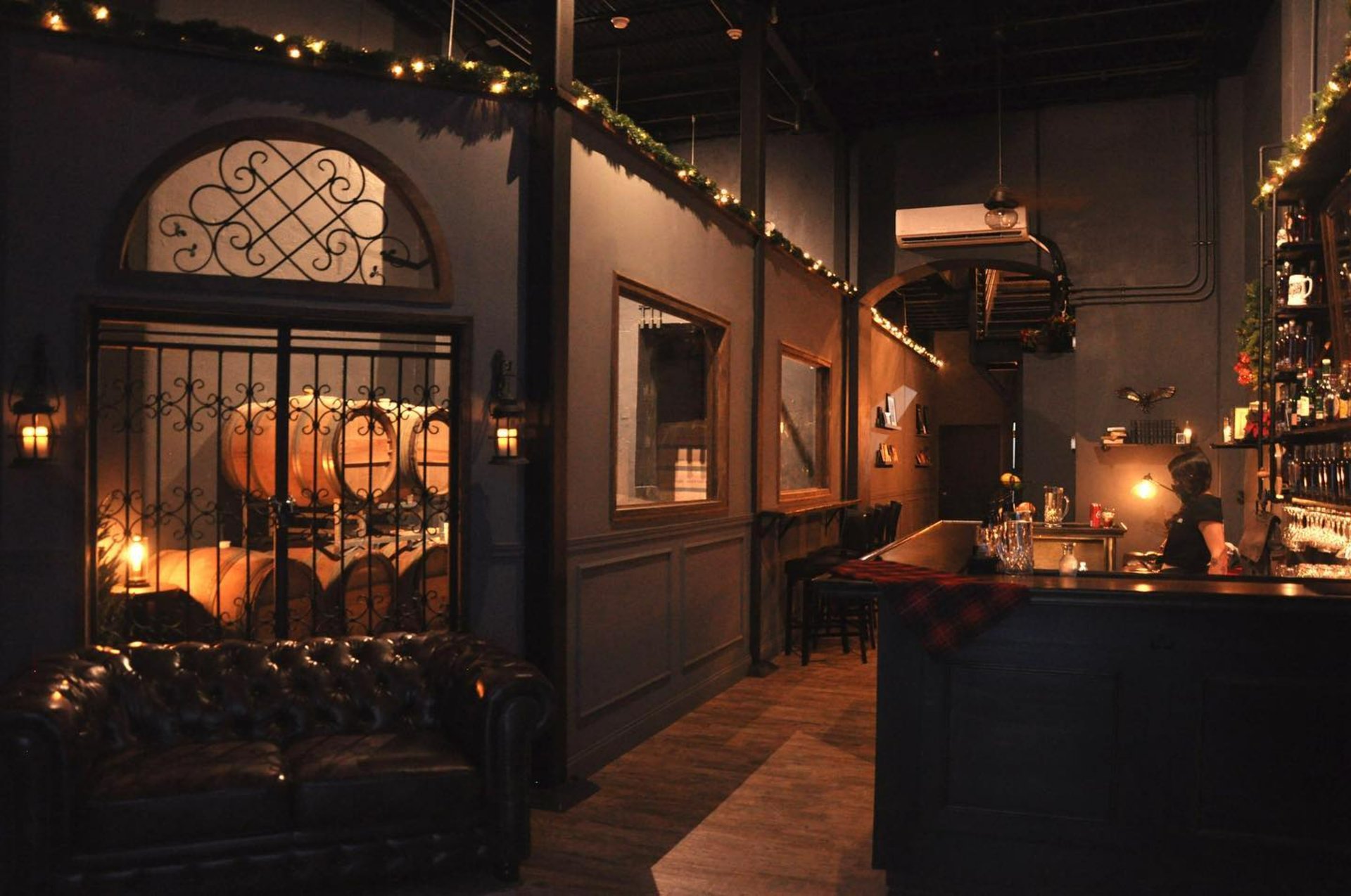 Scryer Rum Barrelhouse & Rooftop - Whiskey Bar Restaurant in San Juan ...