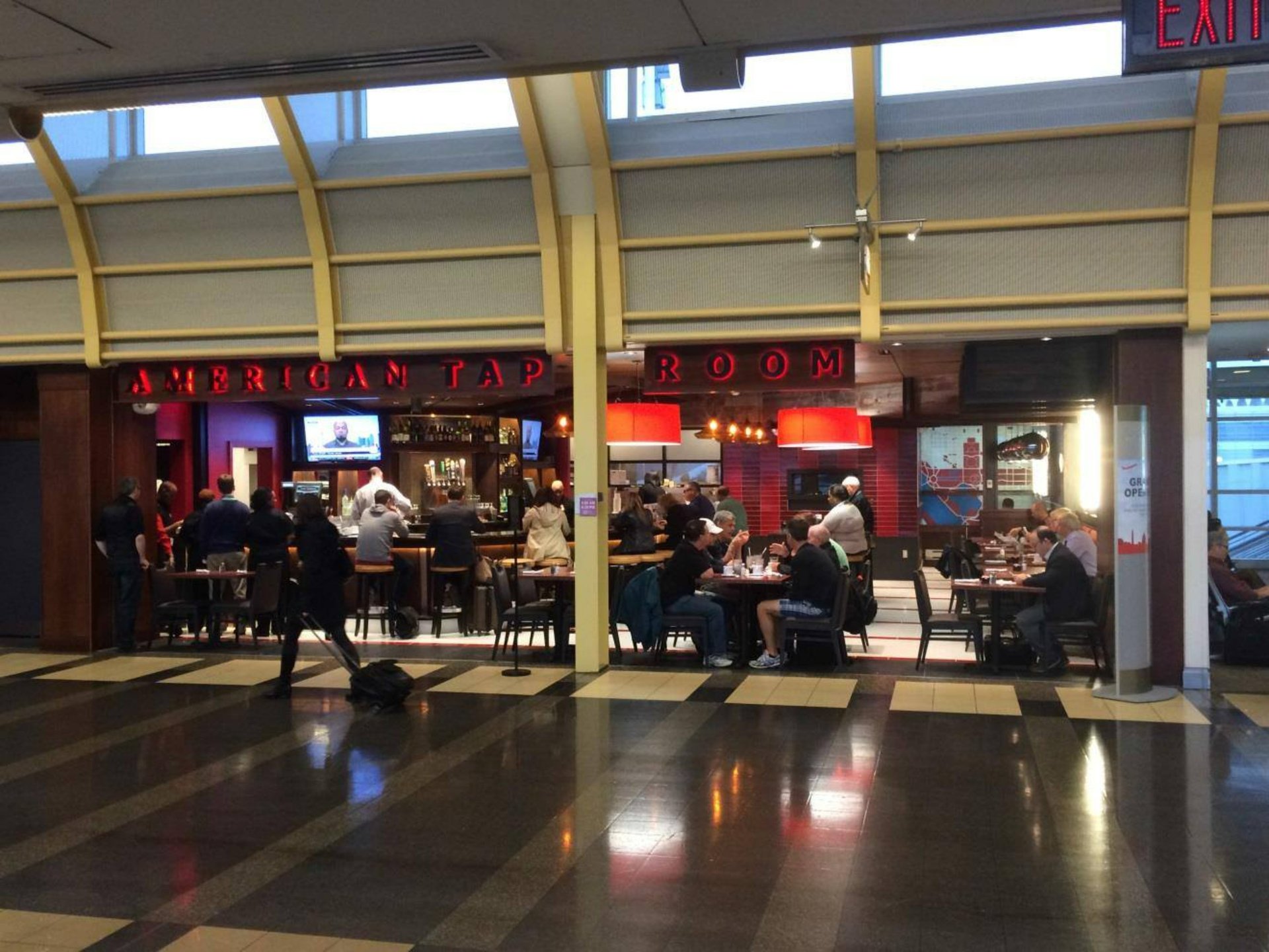American Tap Room - American Restaurant in Arlington, VA | The Vendry