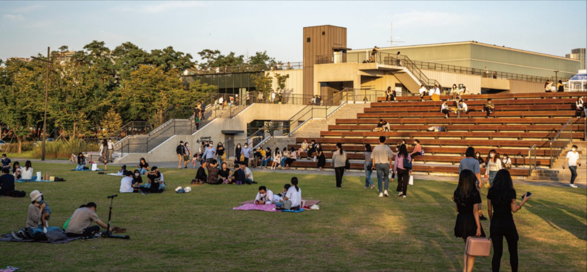 Lawn Yard at Nodeul Island - Event Space in in Yongsan-gu, South Korea ...