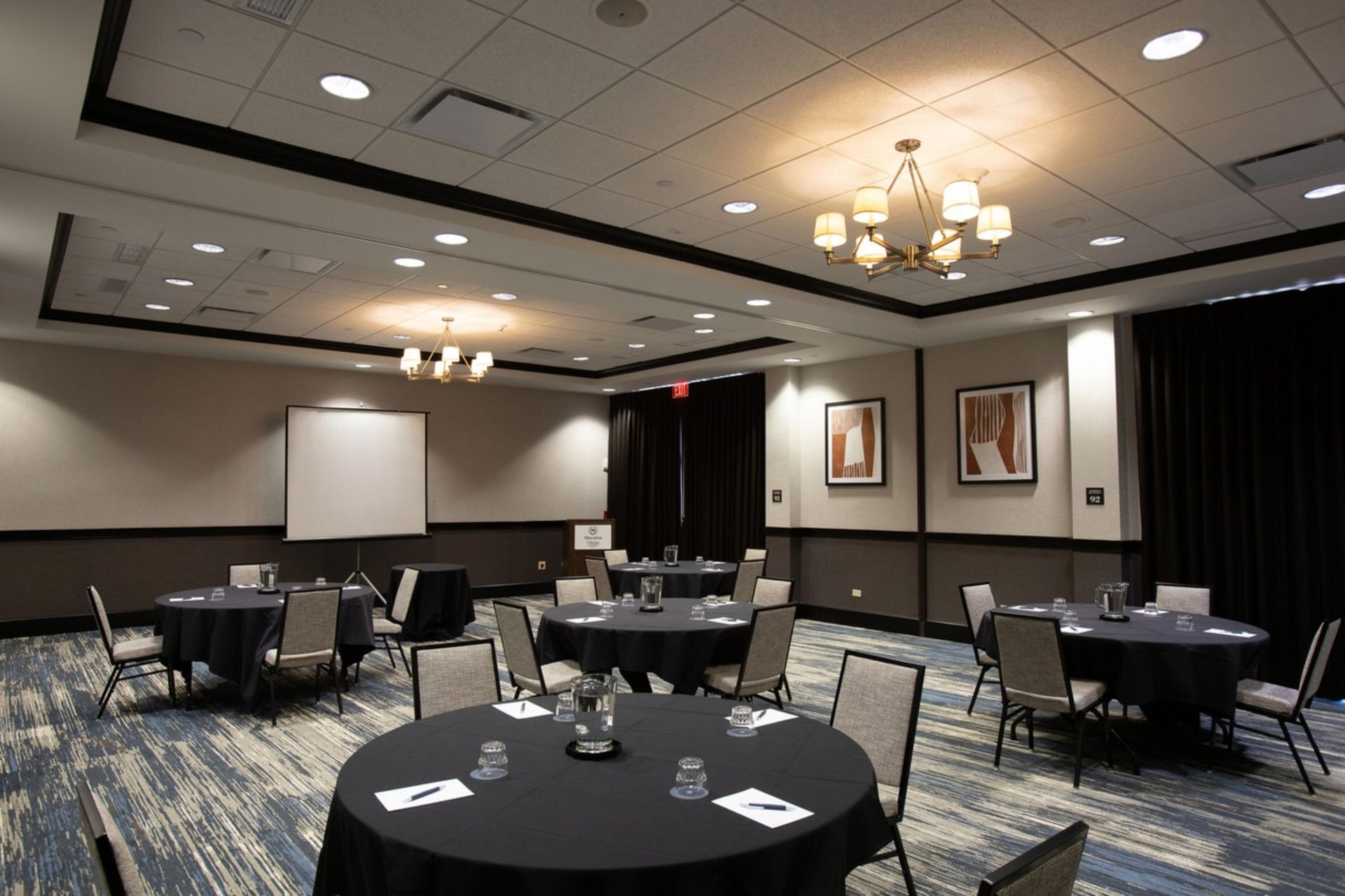 Sheraton Chicago Northbrook Hotel - Hotel in Northbrook, IL | The Vendry