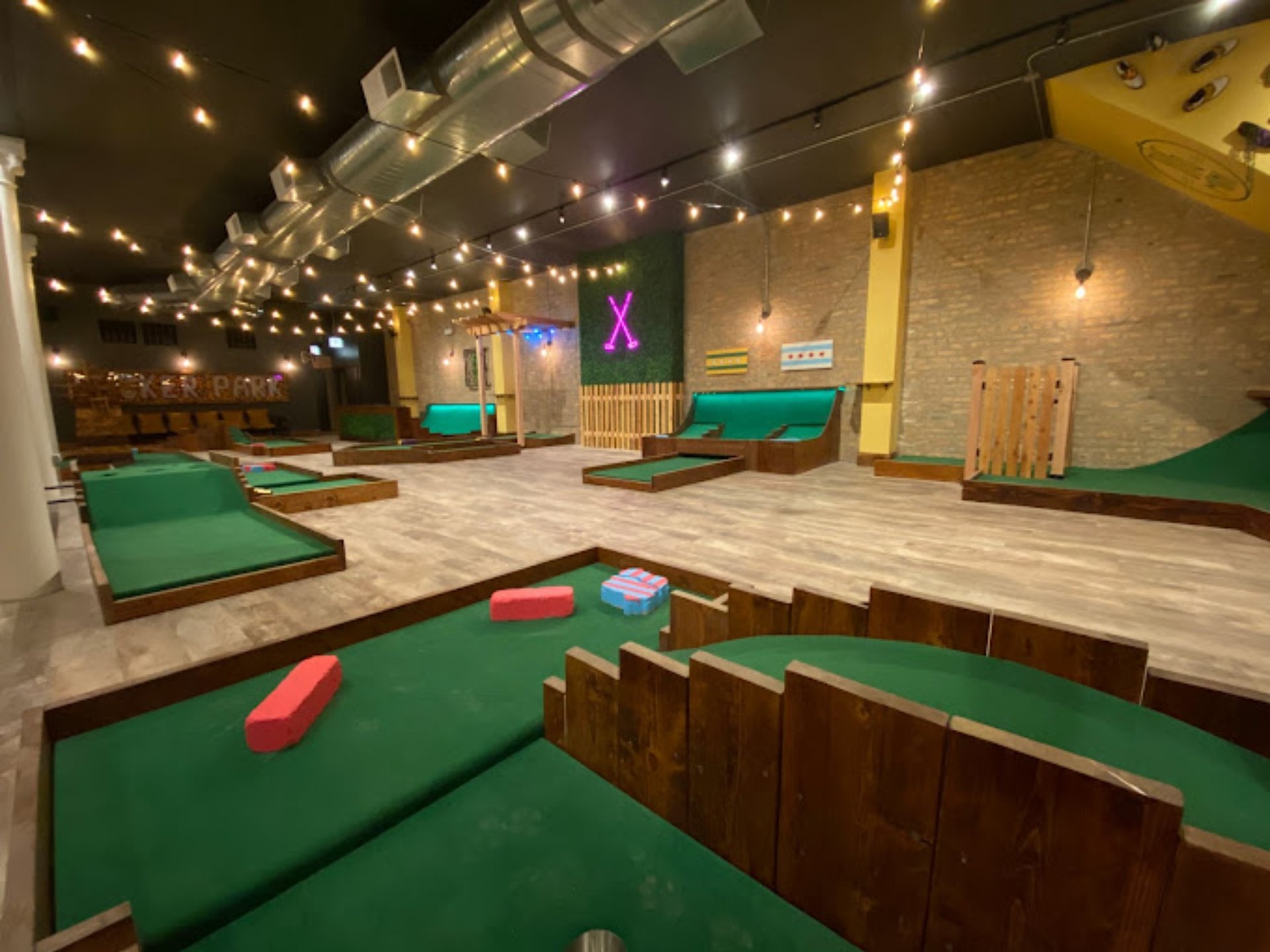 Big Mini Putt Club - Event Space in Chicago, IL | The Vendry