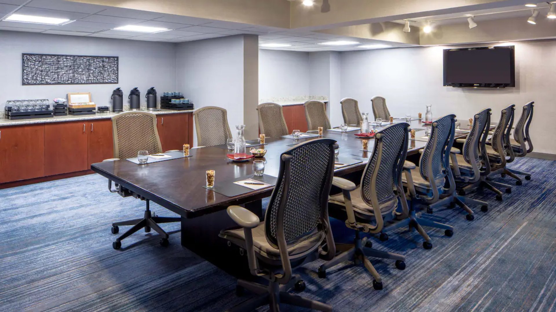 Executive Boardroom at Hyatt Regency Houston Intercontinental Airport ...