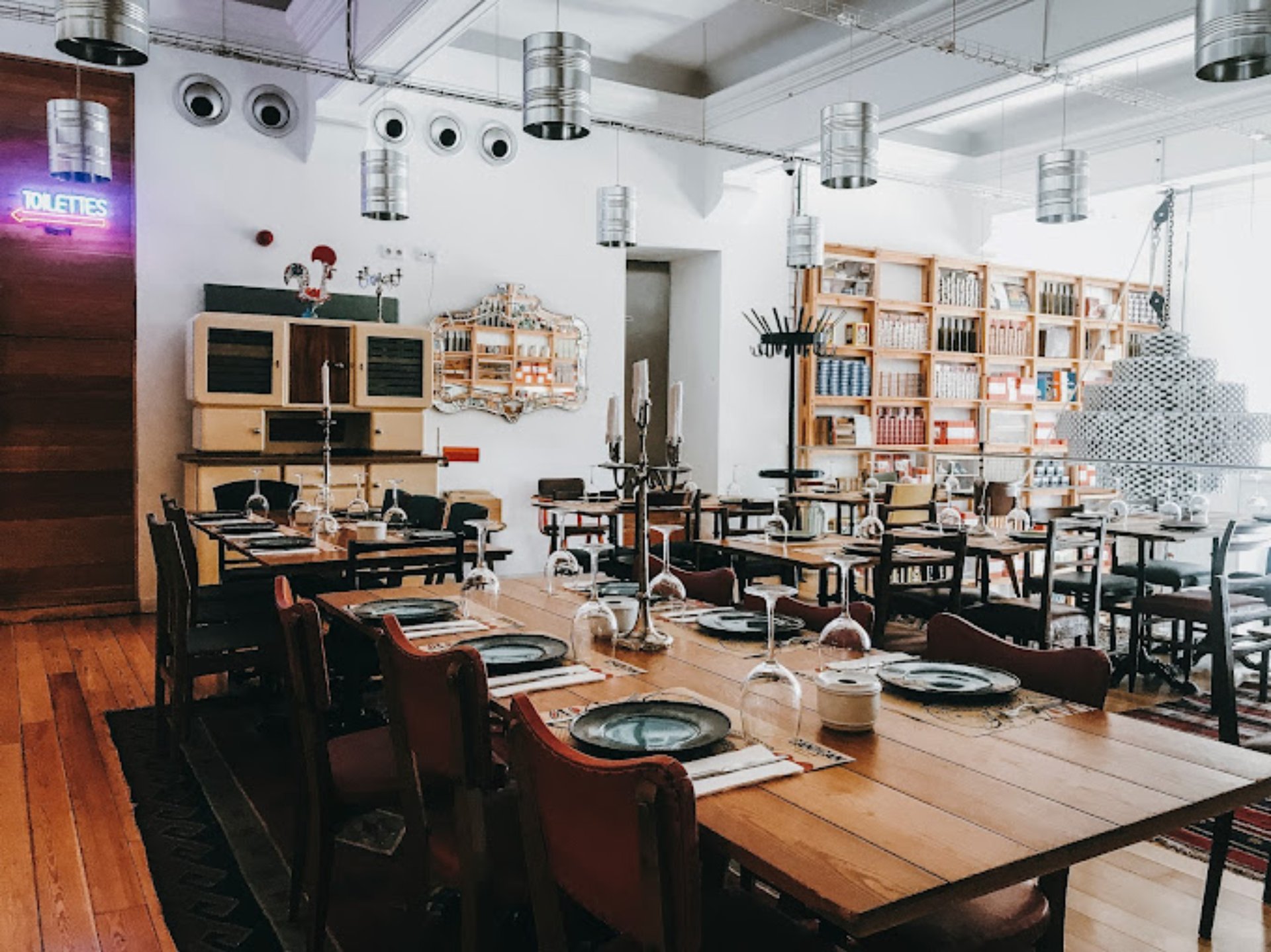 Can the Can Lisboa - Eastern European Restaurant in Lisboa, Portugal ...