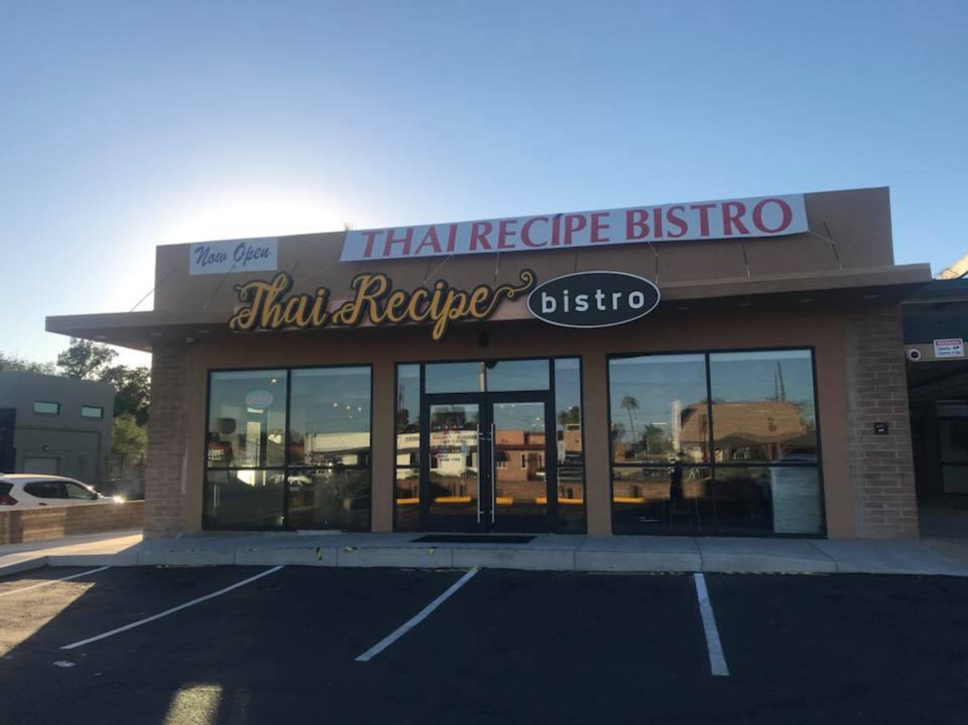 Thai Recipe Bistro - Thai Restaurant in Phoenix, AZ | The Vendry