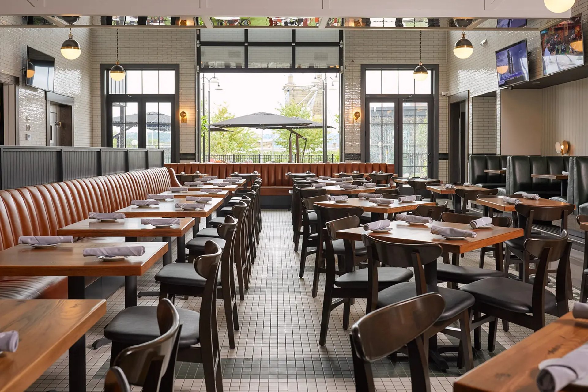 The Filson Queen City Kitchen & Bar - Burgers Restaurant in Cincinnati ...