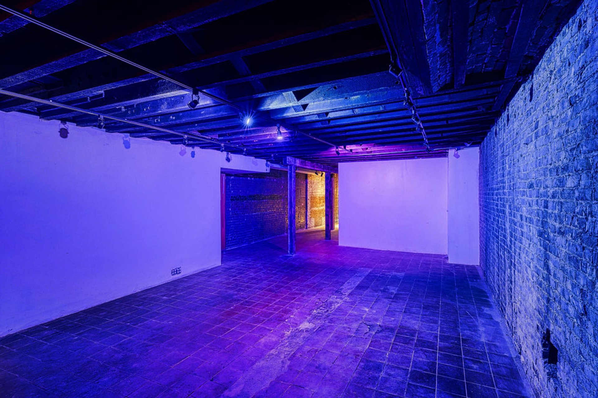 One4one - Bar / Club in New York, NY | The Vendry