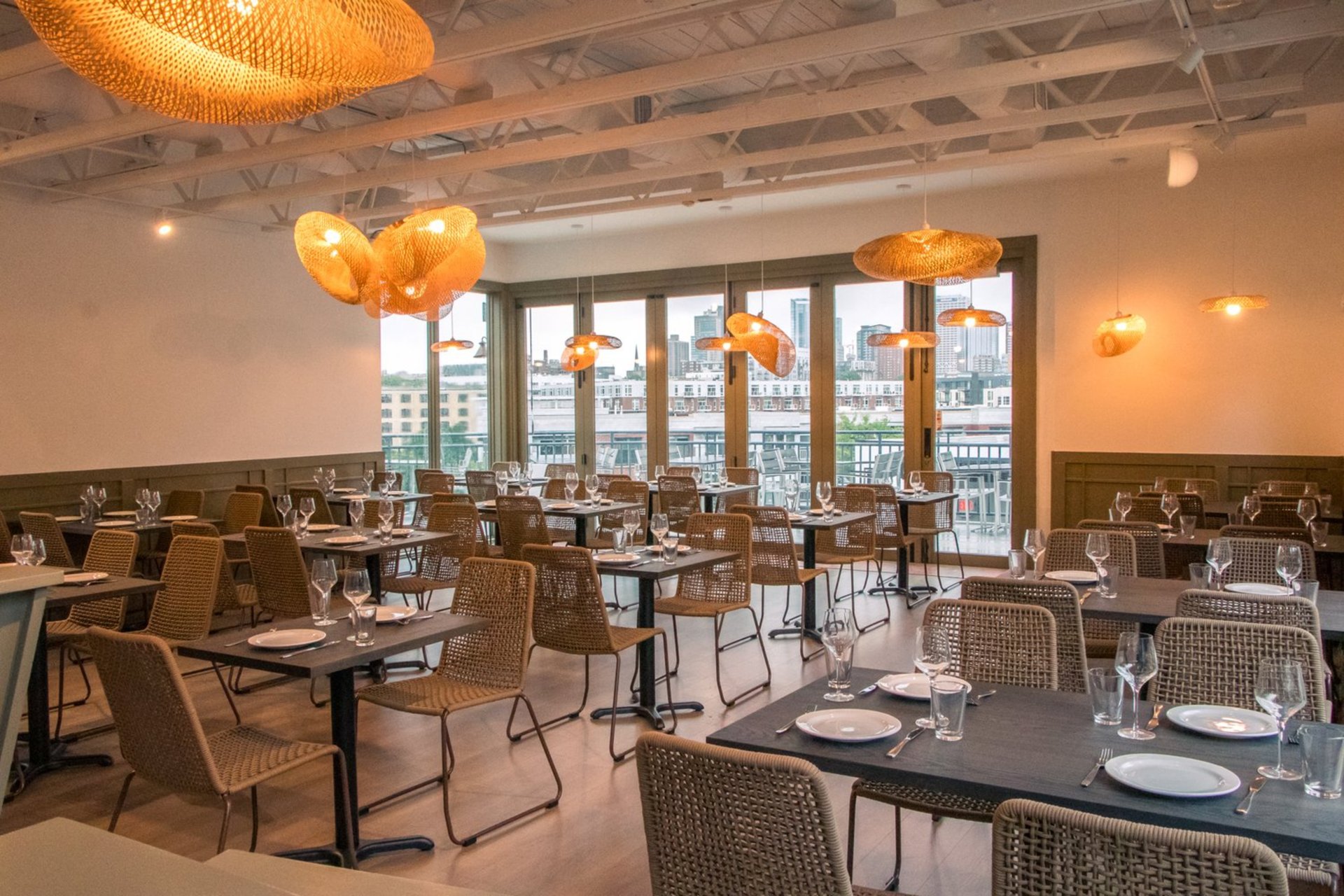 Avli Milwaukee - Greek Restaurant in Milwaukee, WI | The Vendry