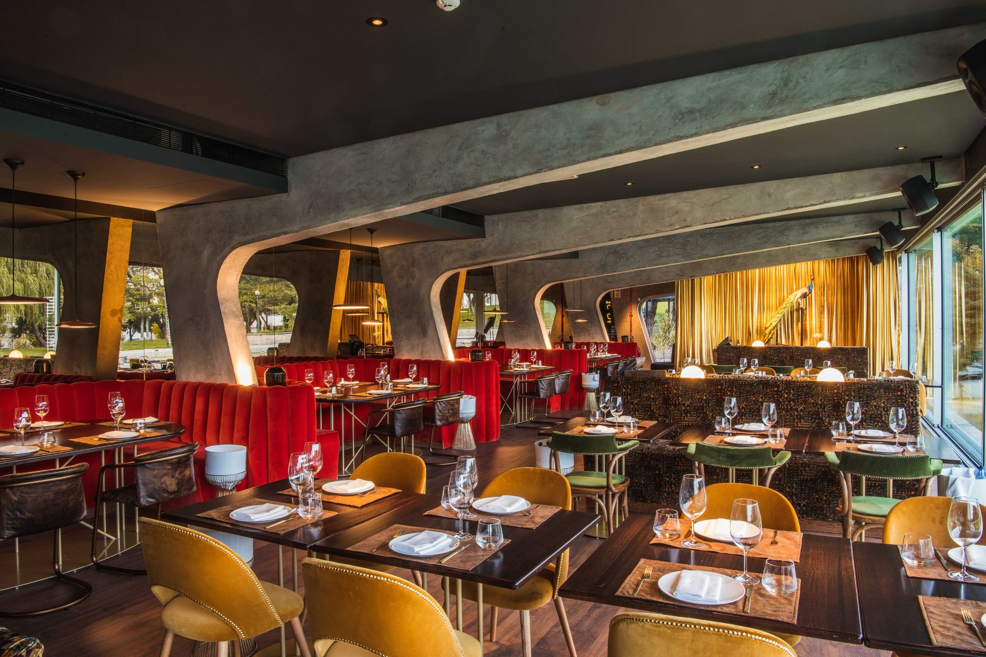 Praia no Parque - Steakhouse Restaurant in Lisboa, Portugal | The Vendry