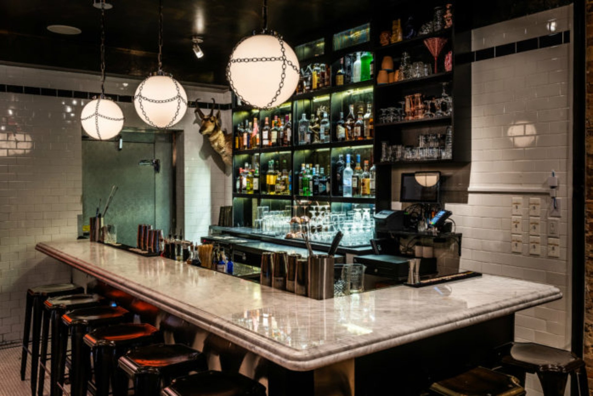 Hank's Oyster Bar - Dupont Circle - Cocktail Bar Restaurant in ...