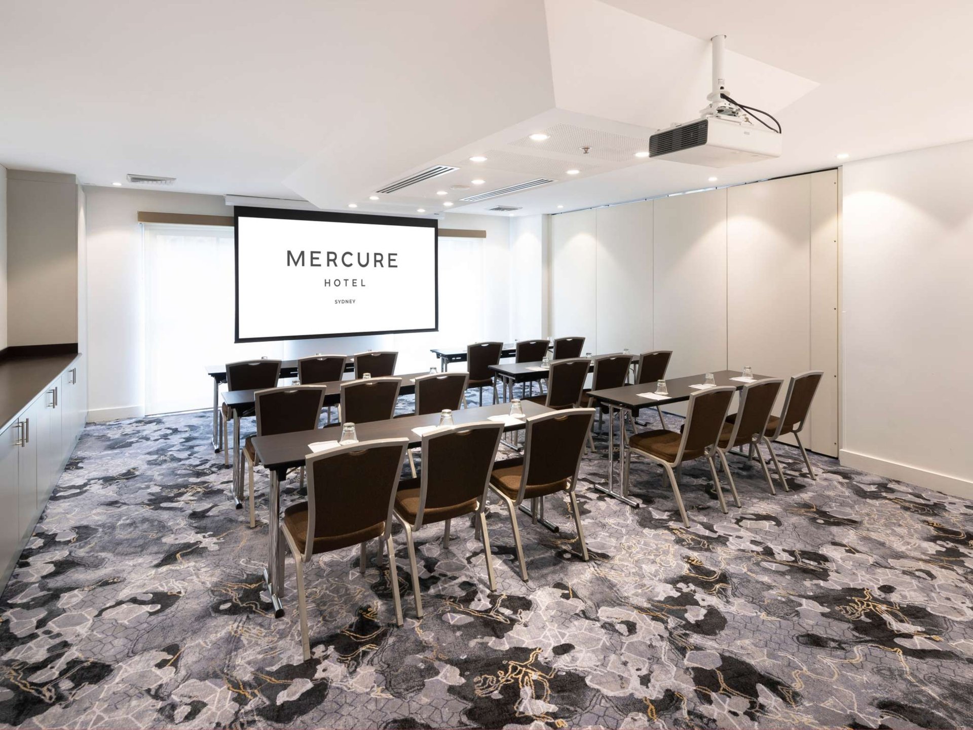 Mercure Sydney - Hotel in Chippendale, Australia | The Vendry