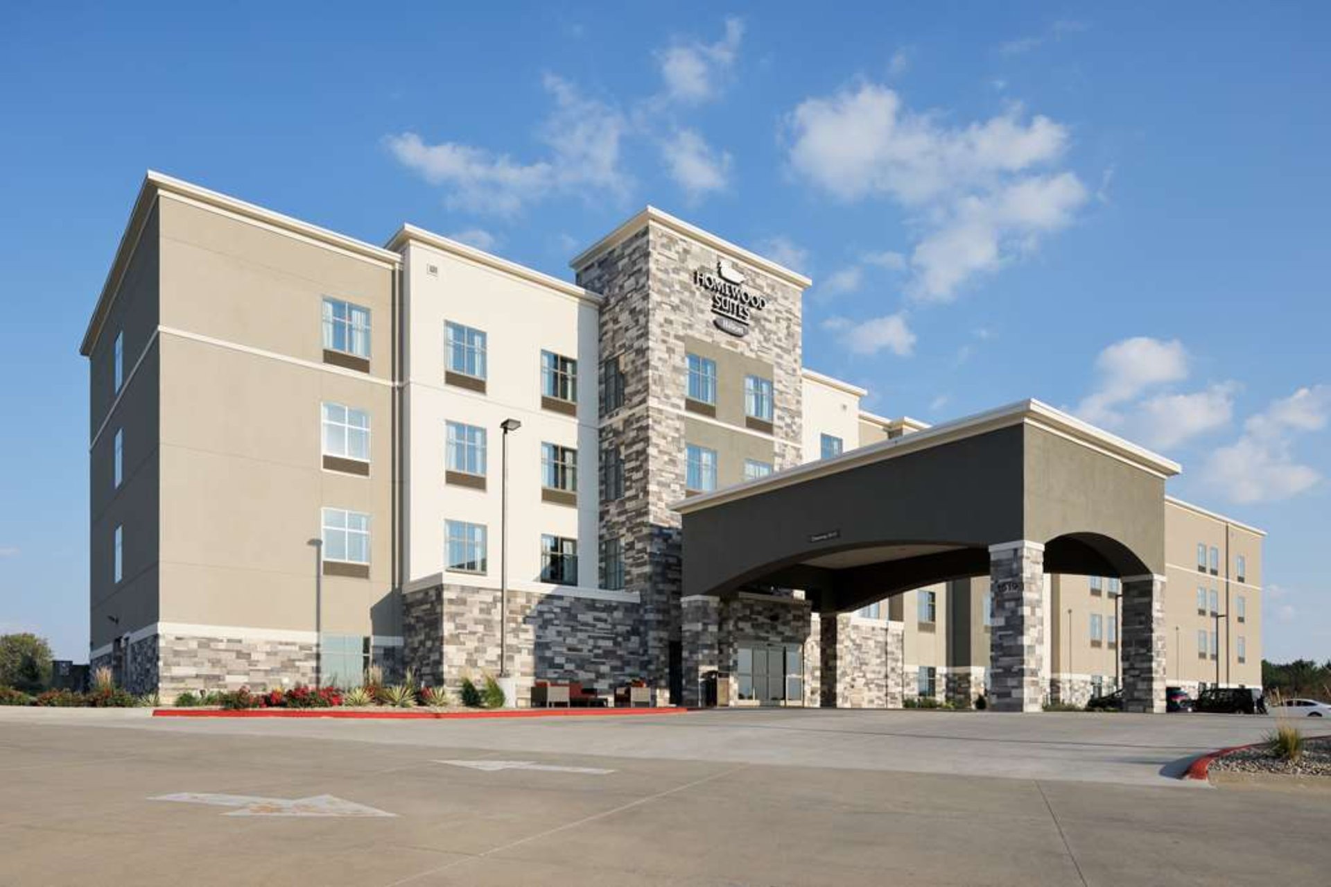 Homewood Suites by Hilton Topeka - Hotel in Topeka, KS | The Vendry
