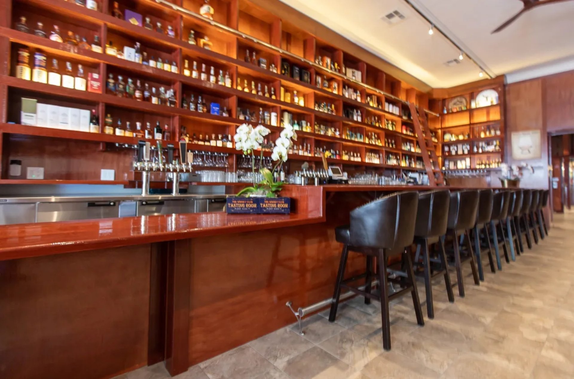 The Whisky Club - Cocktail Bar Restaurant in Monterey, CA | The Vendry
