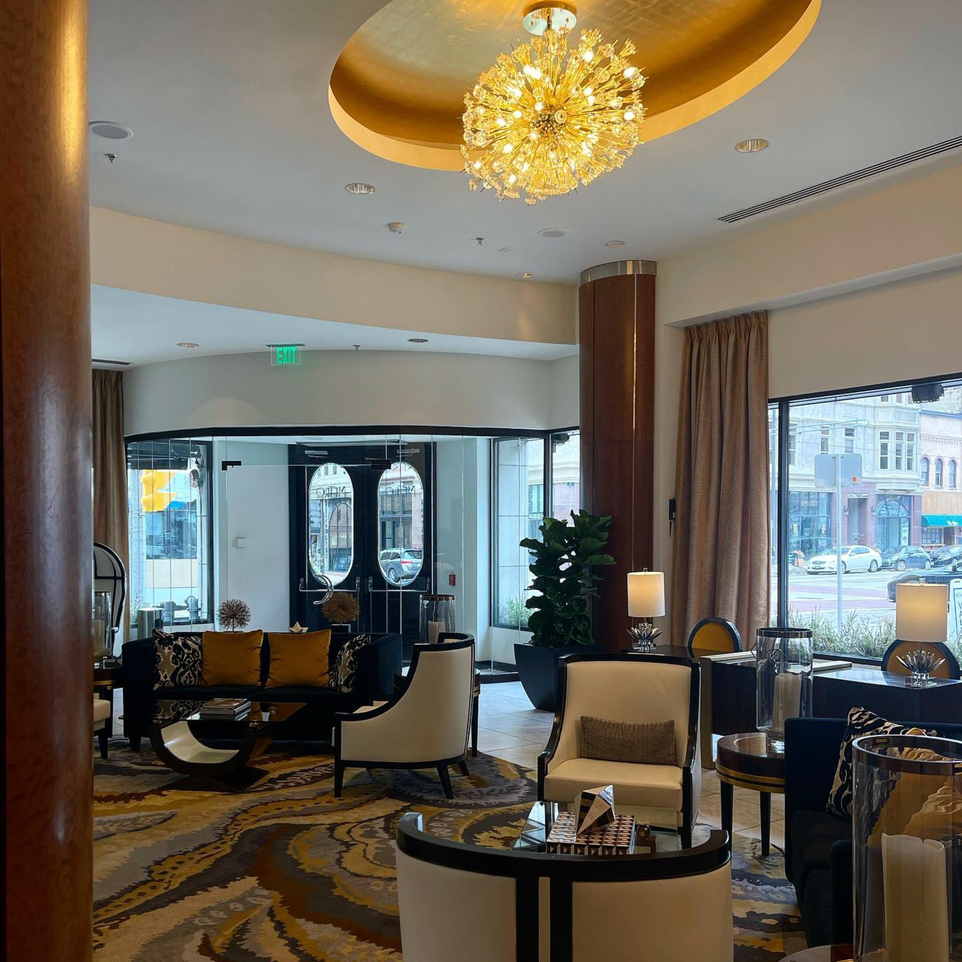Hotel Metro, Autograph Collection - Hotel in Milwaukee, WI | The Vendry
