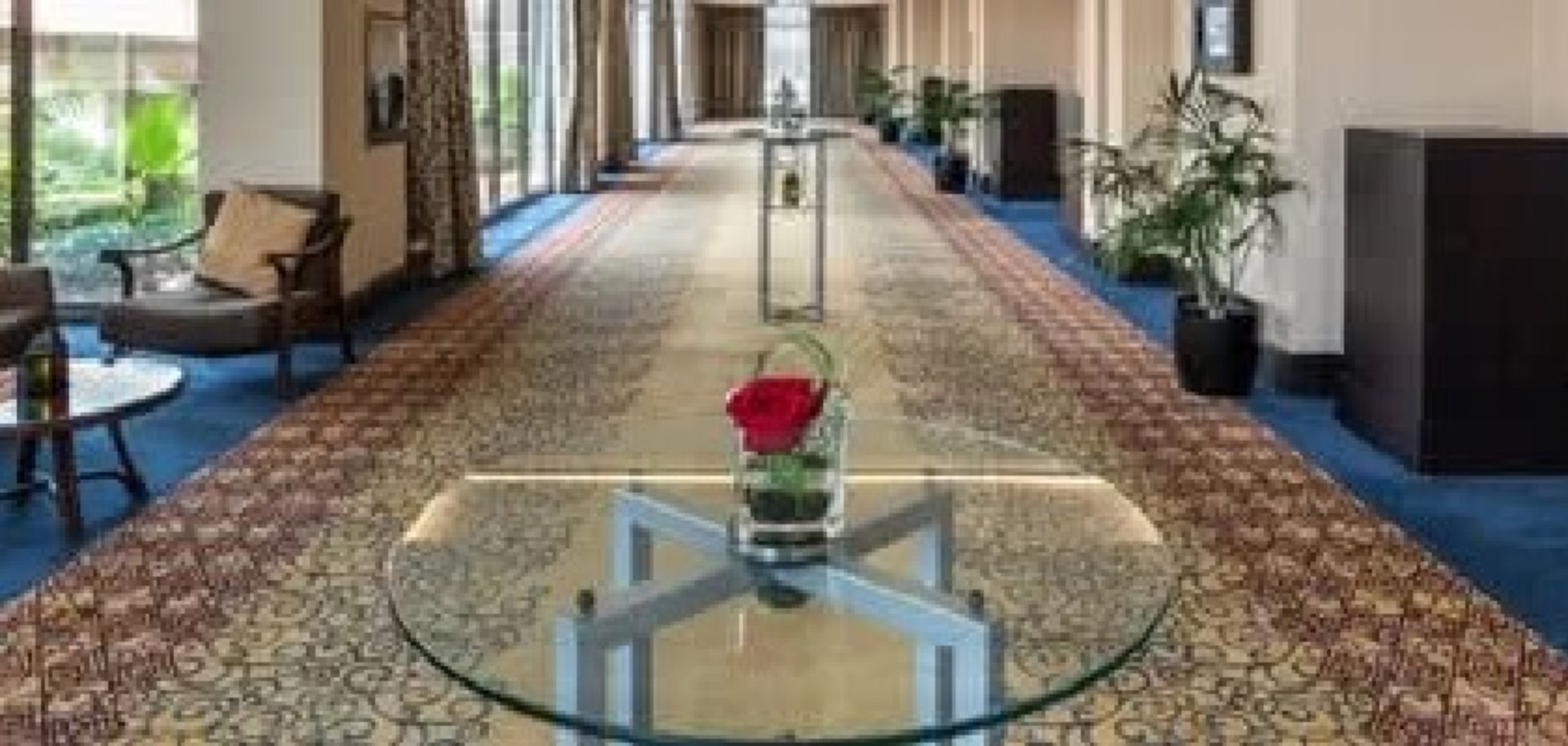 Ballroom Foyer at Anantara The Palm Dubai Resort - Hotel in in Dubai ...