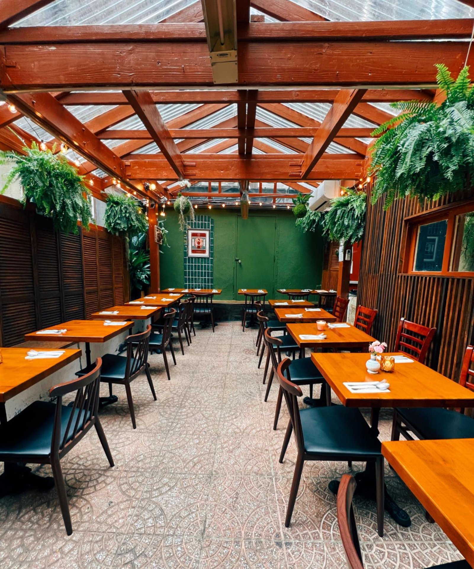Soothr - Thai Restaurant in New York, NY | The Vendry