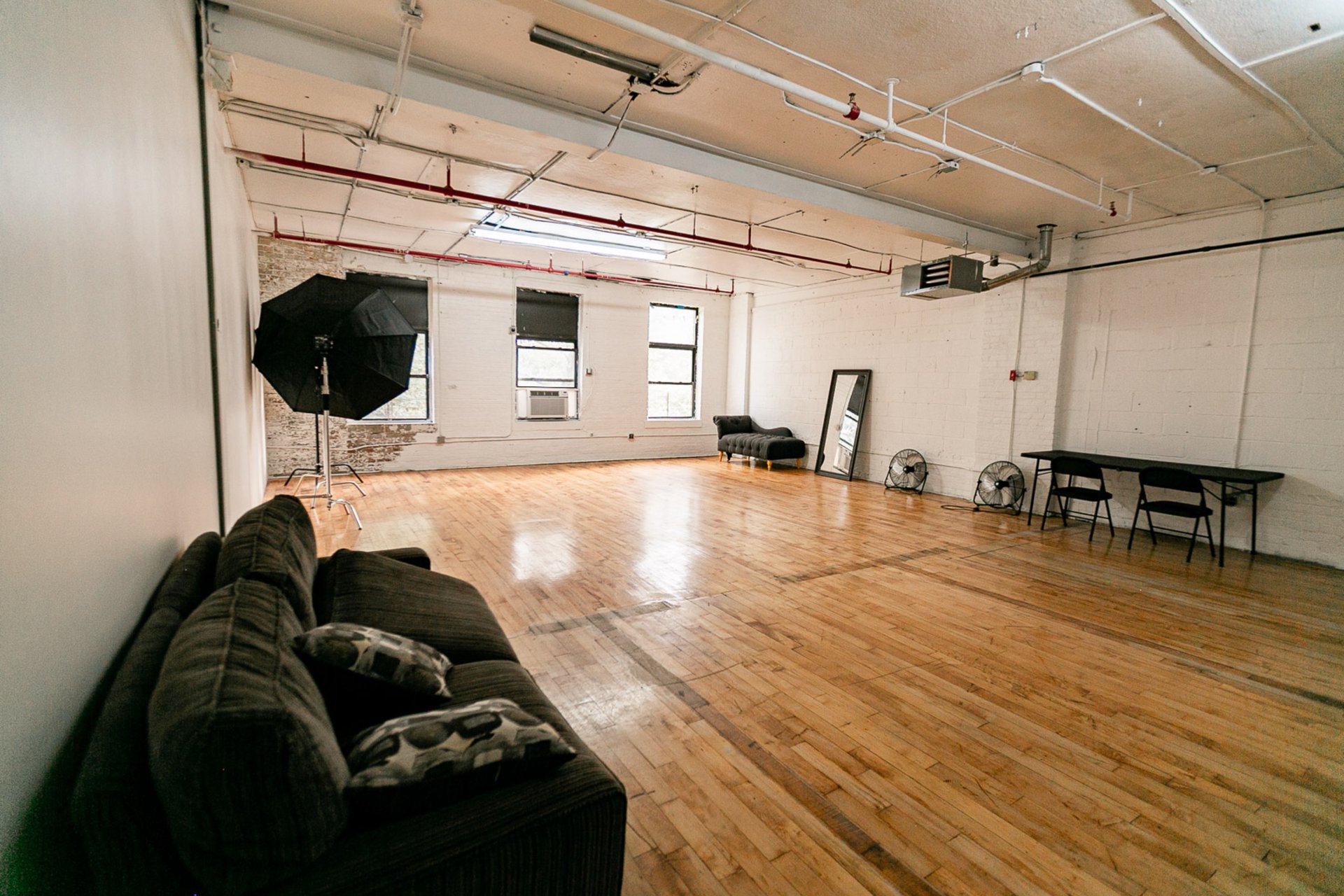 FD Photo Studio Astoria - Photo Studio in Queens, NY | The Vendry