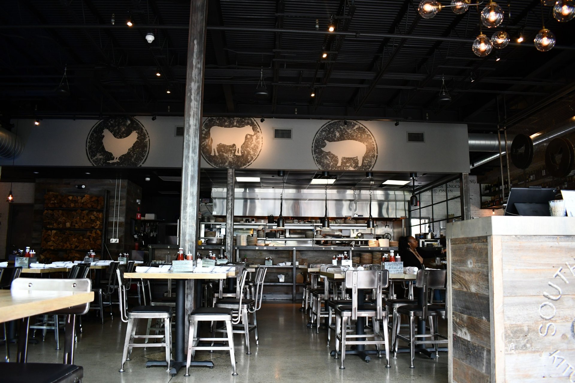 Southern Table Kitchen & Bar - Southern/Soul Restaurant in ...