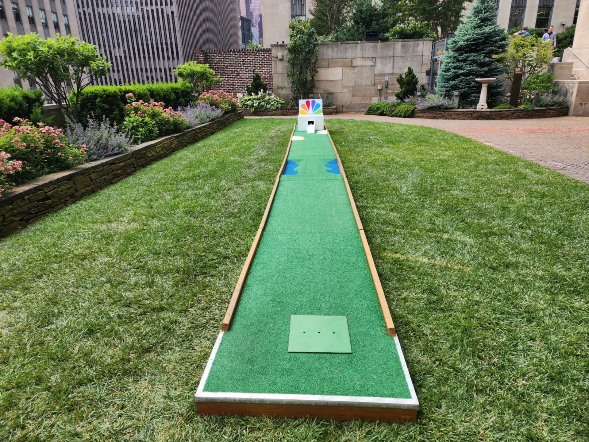 NBC Hole in 1 Challenge - Employee Event in New York, NY | The Vendry
