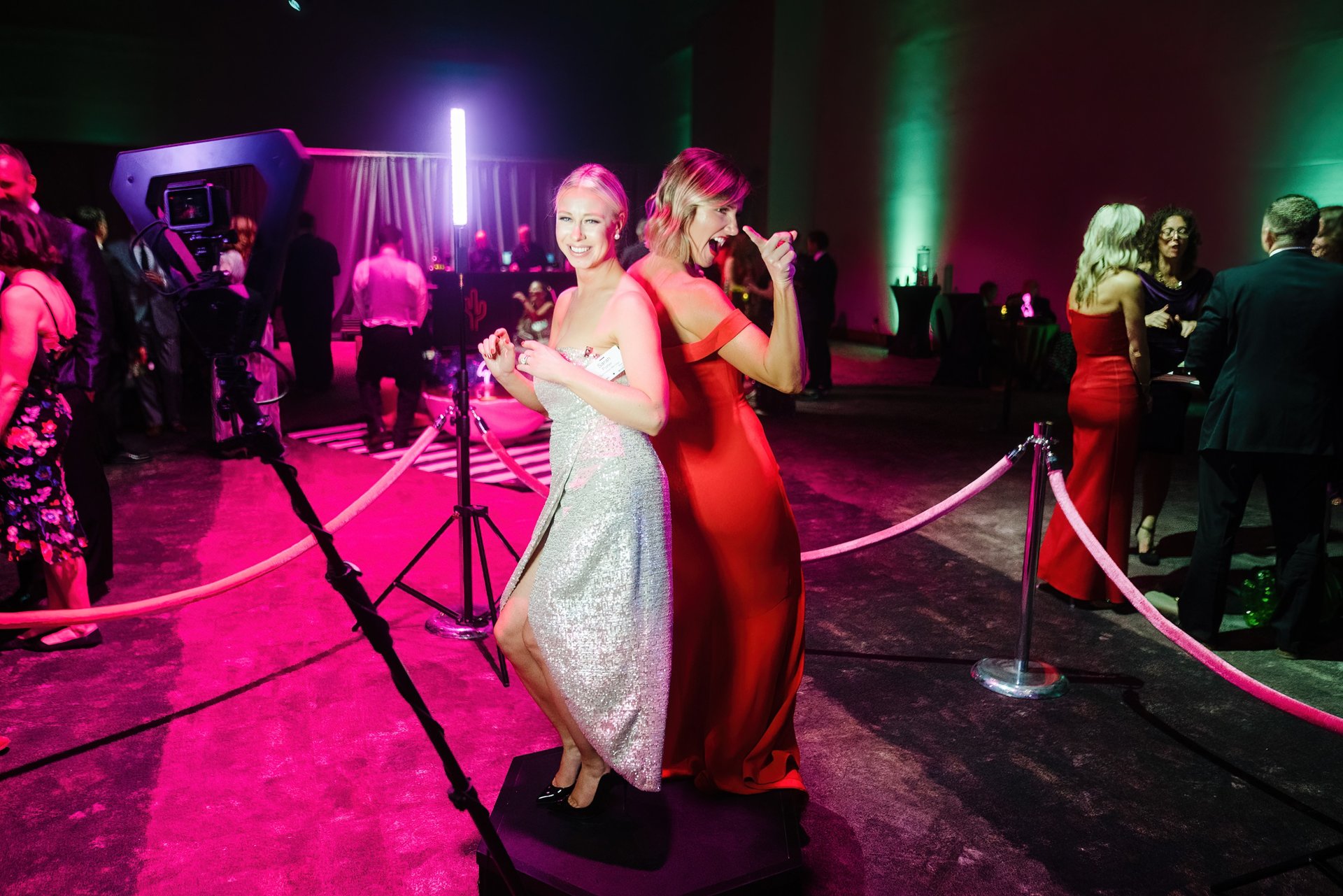 360 Booth Rental Minneapolis - Gala in Minneapolis, MN | The Vendry