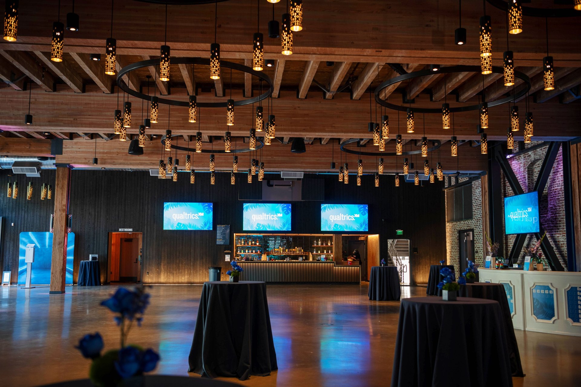 Qualtrics - Employee Event | The Vendry