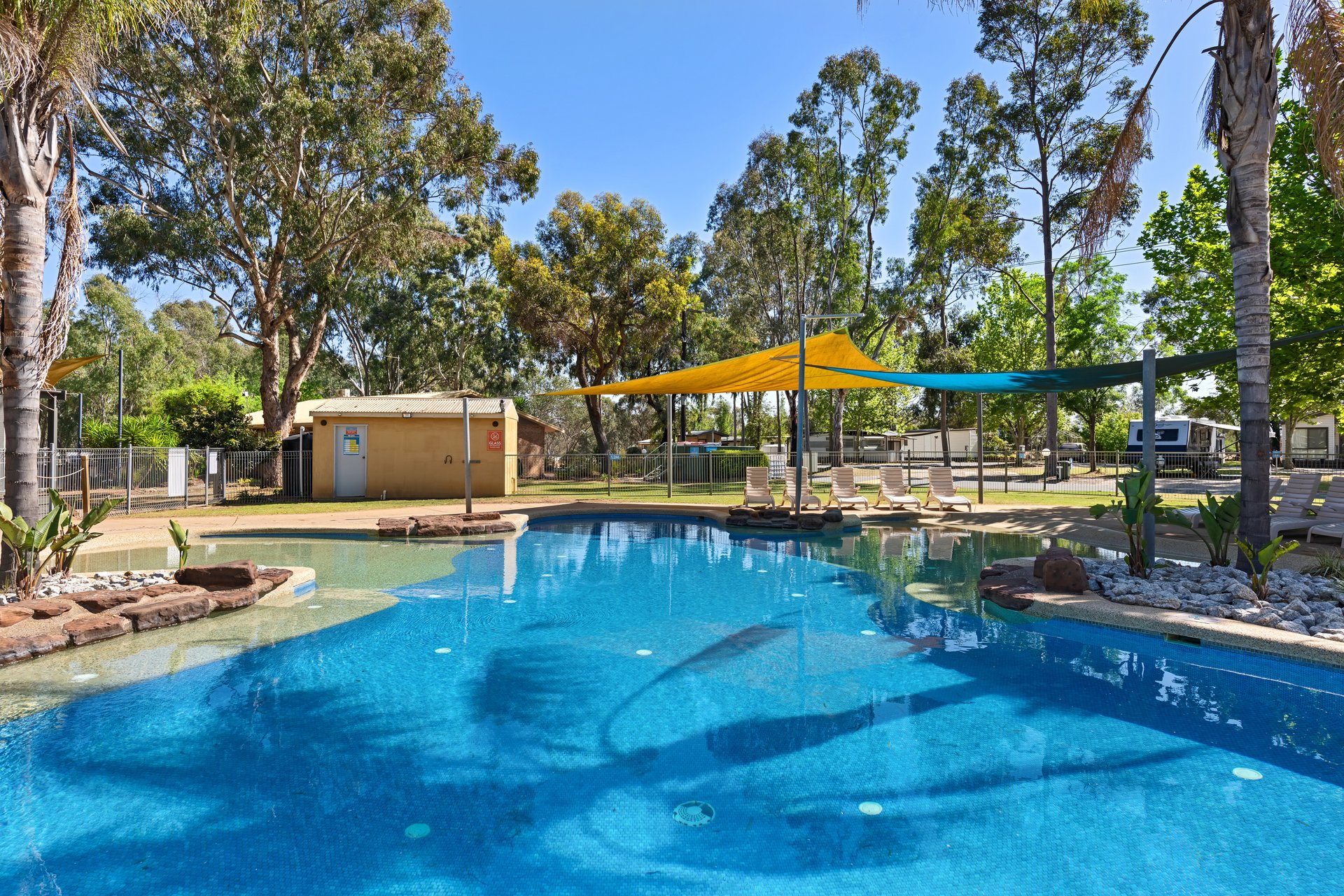 DISCOVERY PARKS - MOAMA WEST - Hotel in Moama, Australia | The Vendry