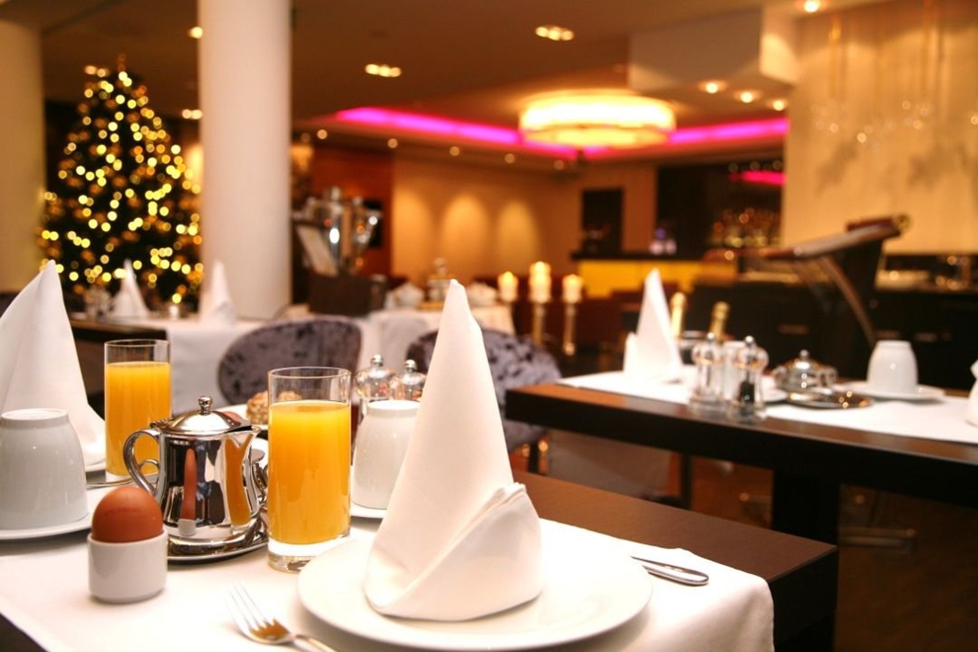 HOTEL FAVOR - Hotel in Düsseldorf, Germany | The Vendry