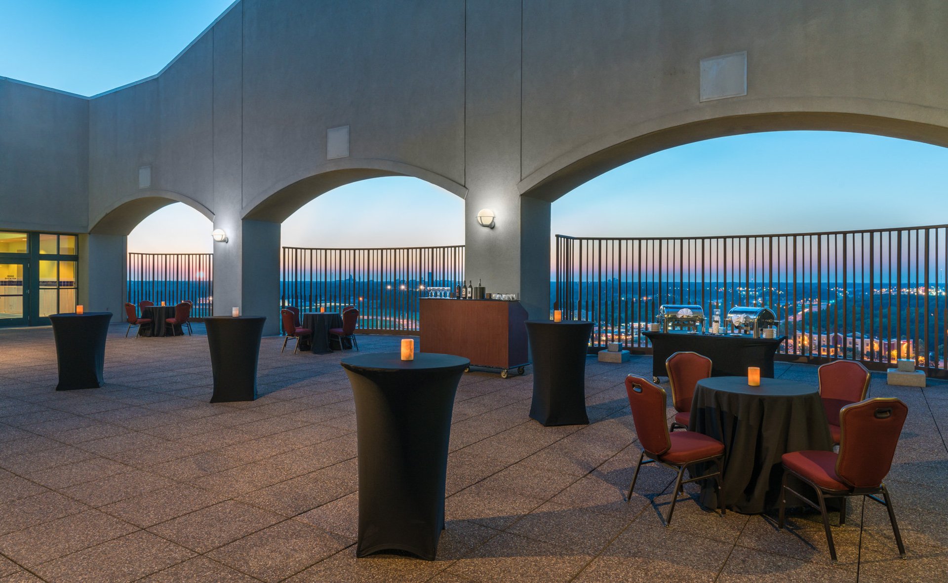 CROWNE PLAZA CONVENTION CENTER BY I - Hotel in Springfield, IL | The Vendry