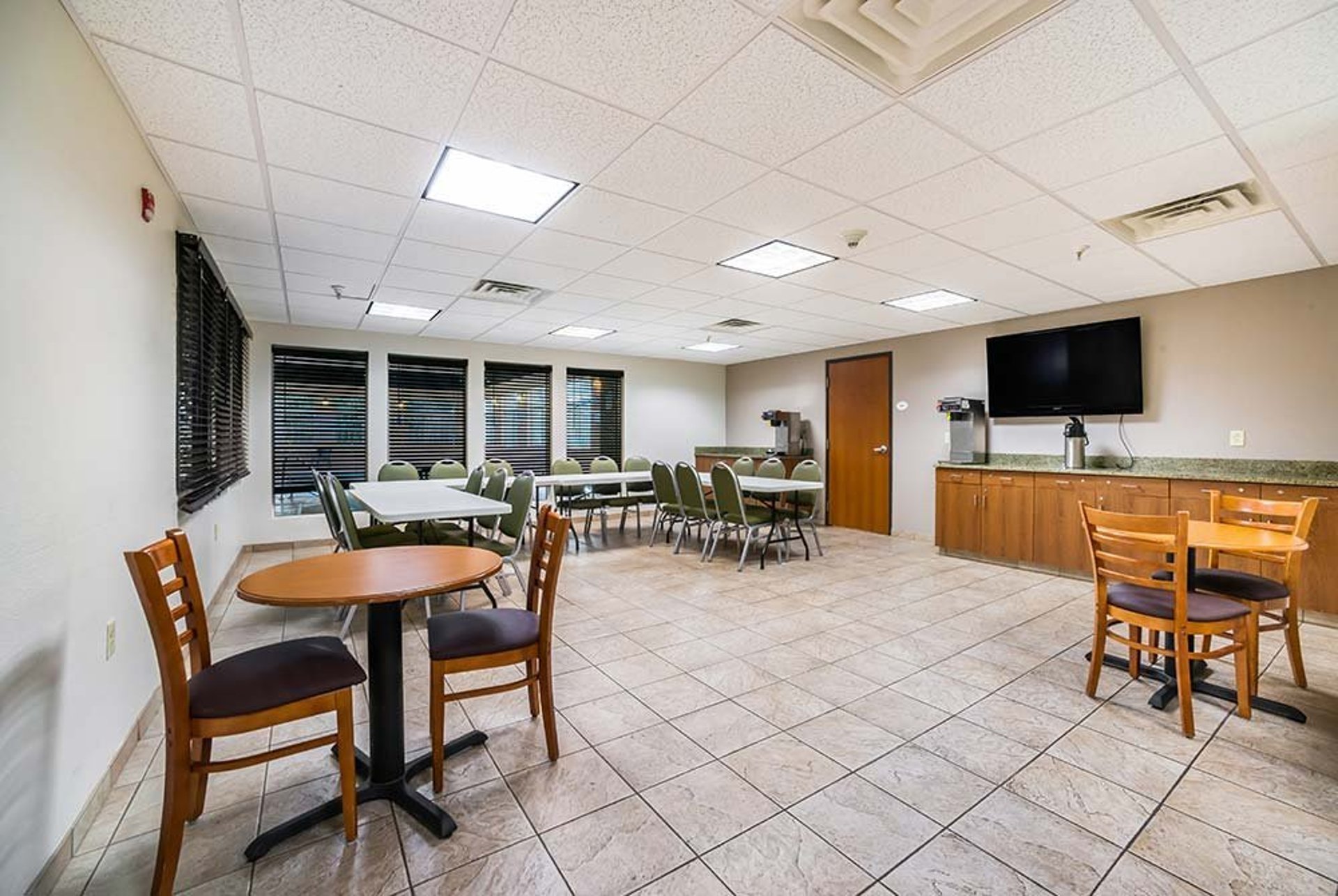 Welcome Suites O'Fallon - Hotel in O'Fallon, IL | The Vendry