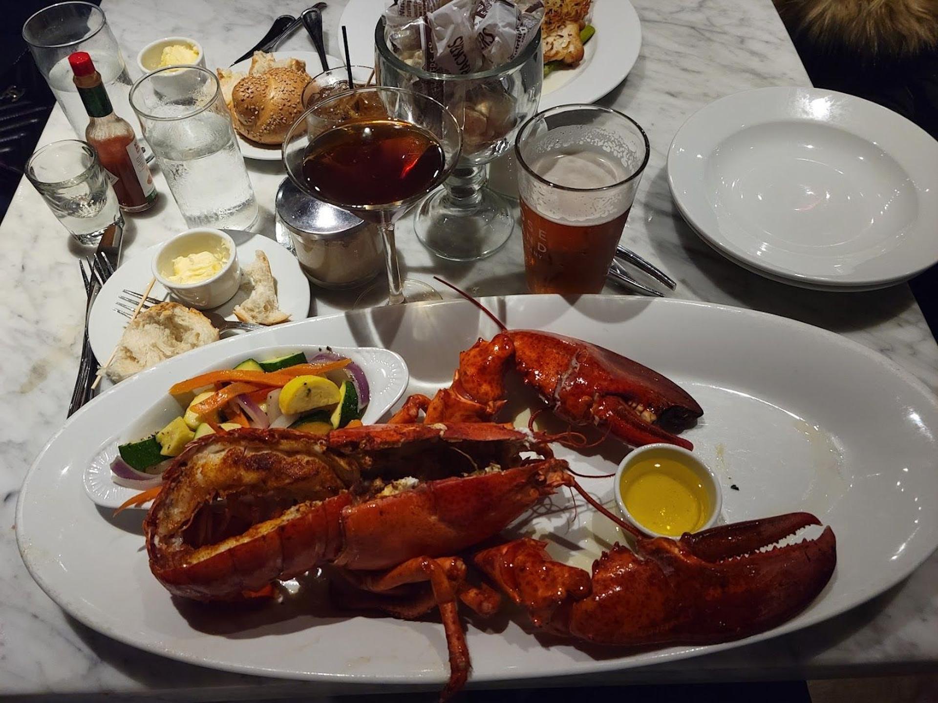 Mountain Bar - Bar / Club in Atlantic City, NJ | The Vendry