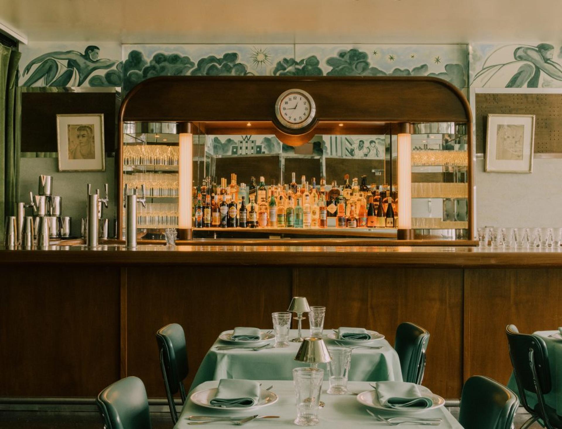 Ash—Bar Detroit - Hotel Bar Restaurant in Detroit, MI | The Vendry