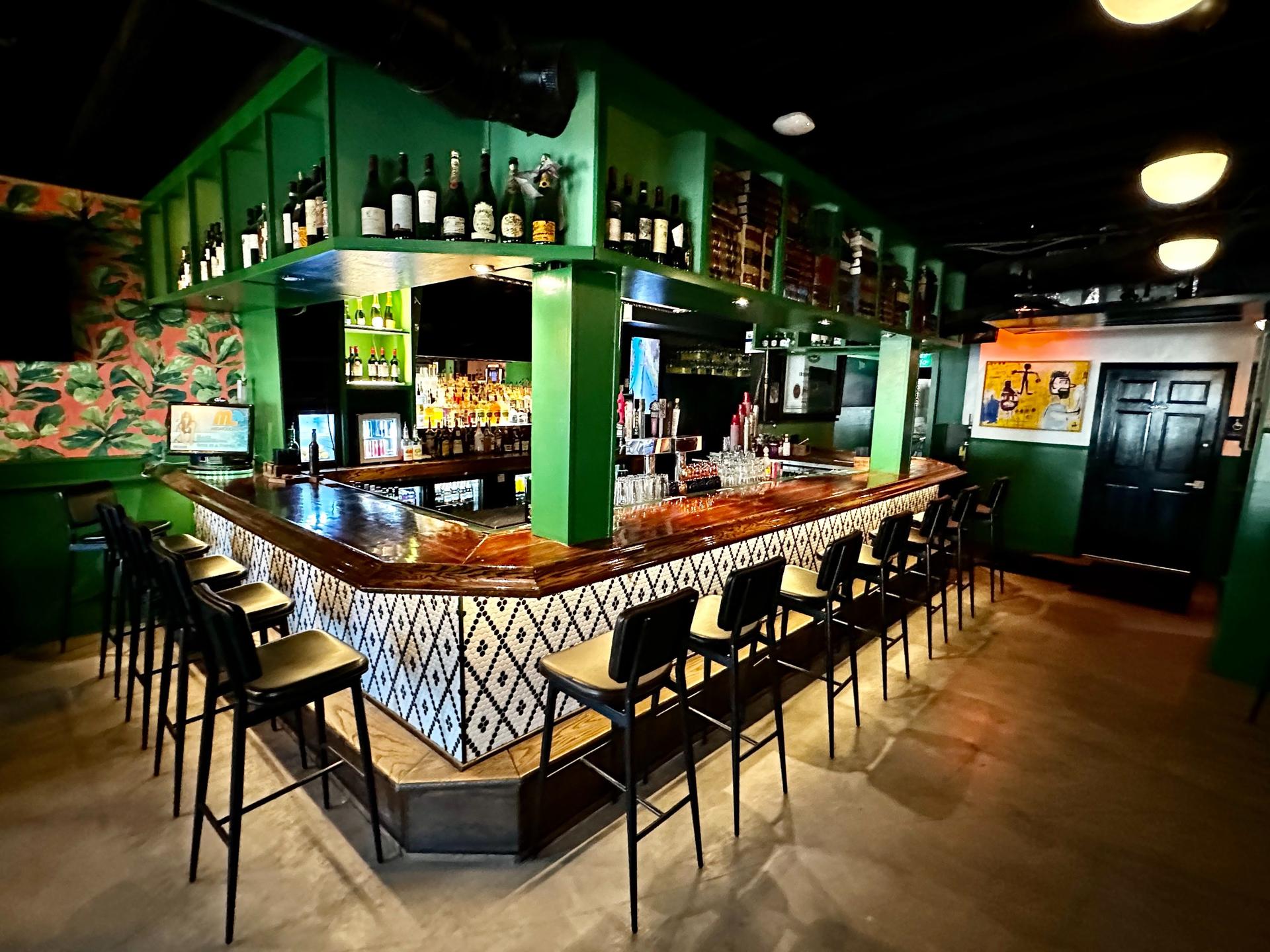 The Ivy Tavern - Bar / Club in Dallas, TX | The Vendry