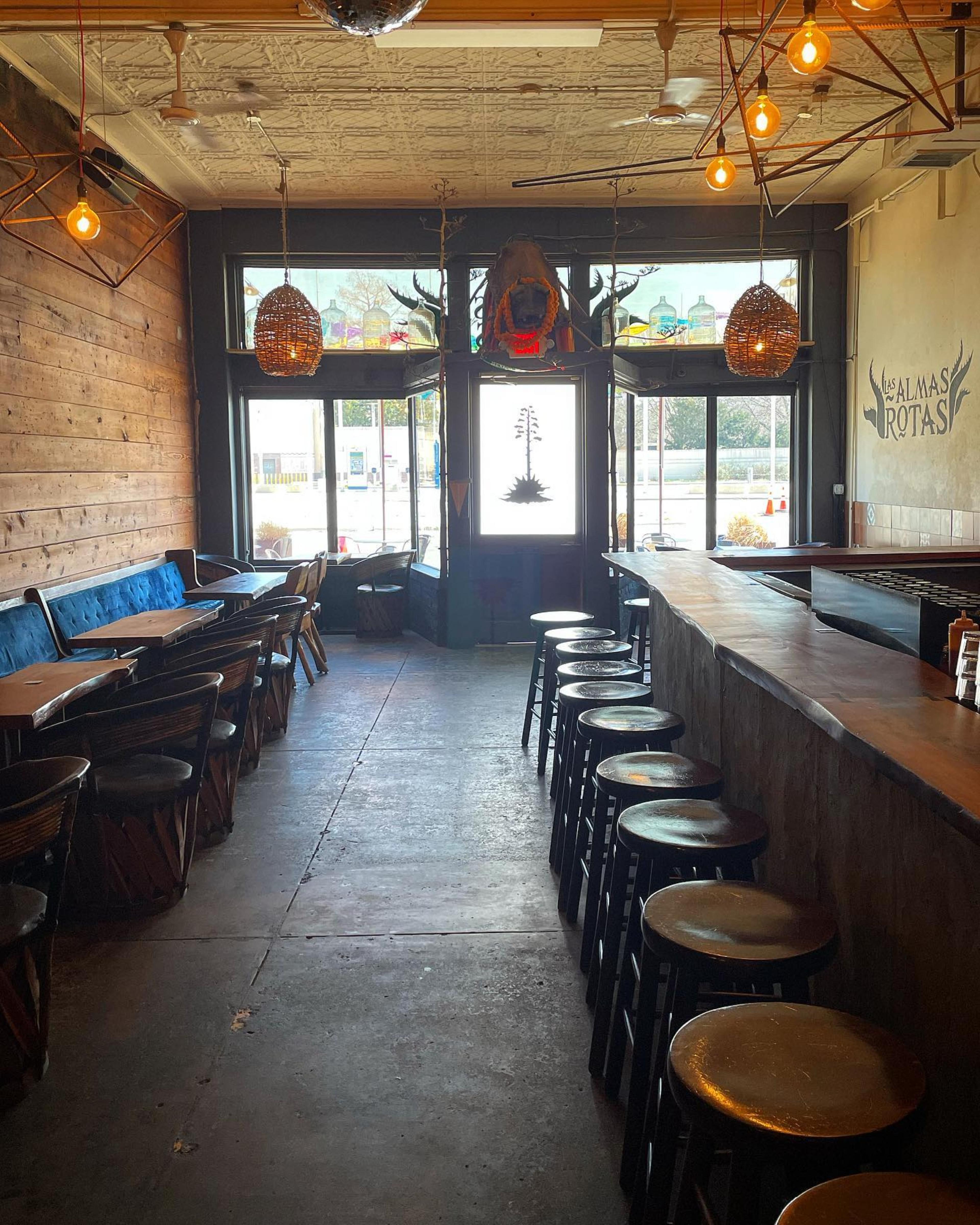 Las Almas Rotas - Bar / Club in Dallas, TX | The Vendry